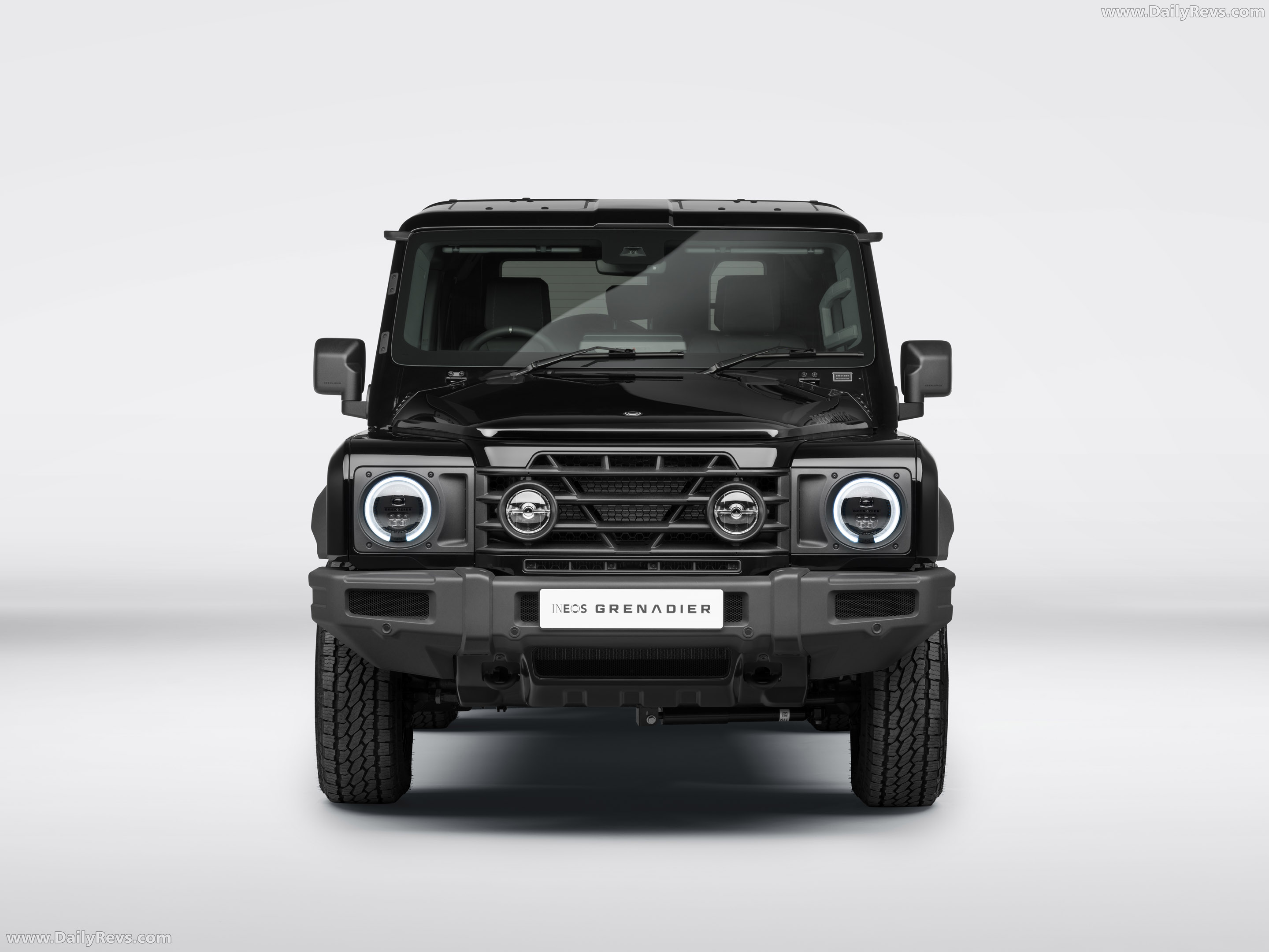 2026 INEOS Grenadier Black Edition Sharpens the Formula - DailyRevs
