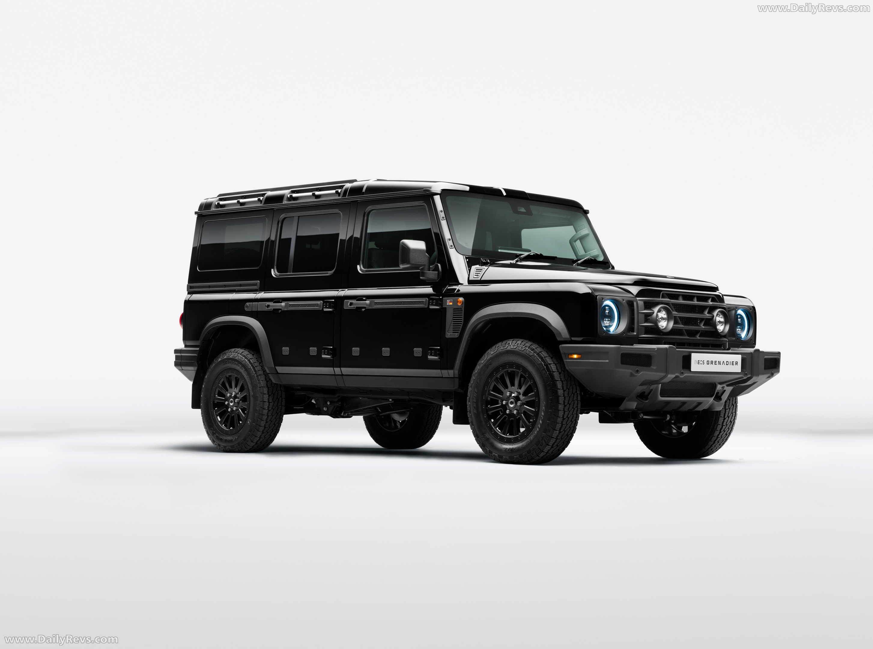 2026 INEOS Grenadier Black Edition Sharpens the Formula - DailyRevs