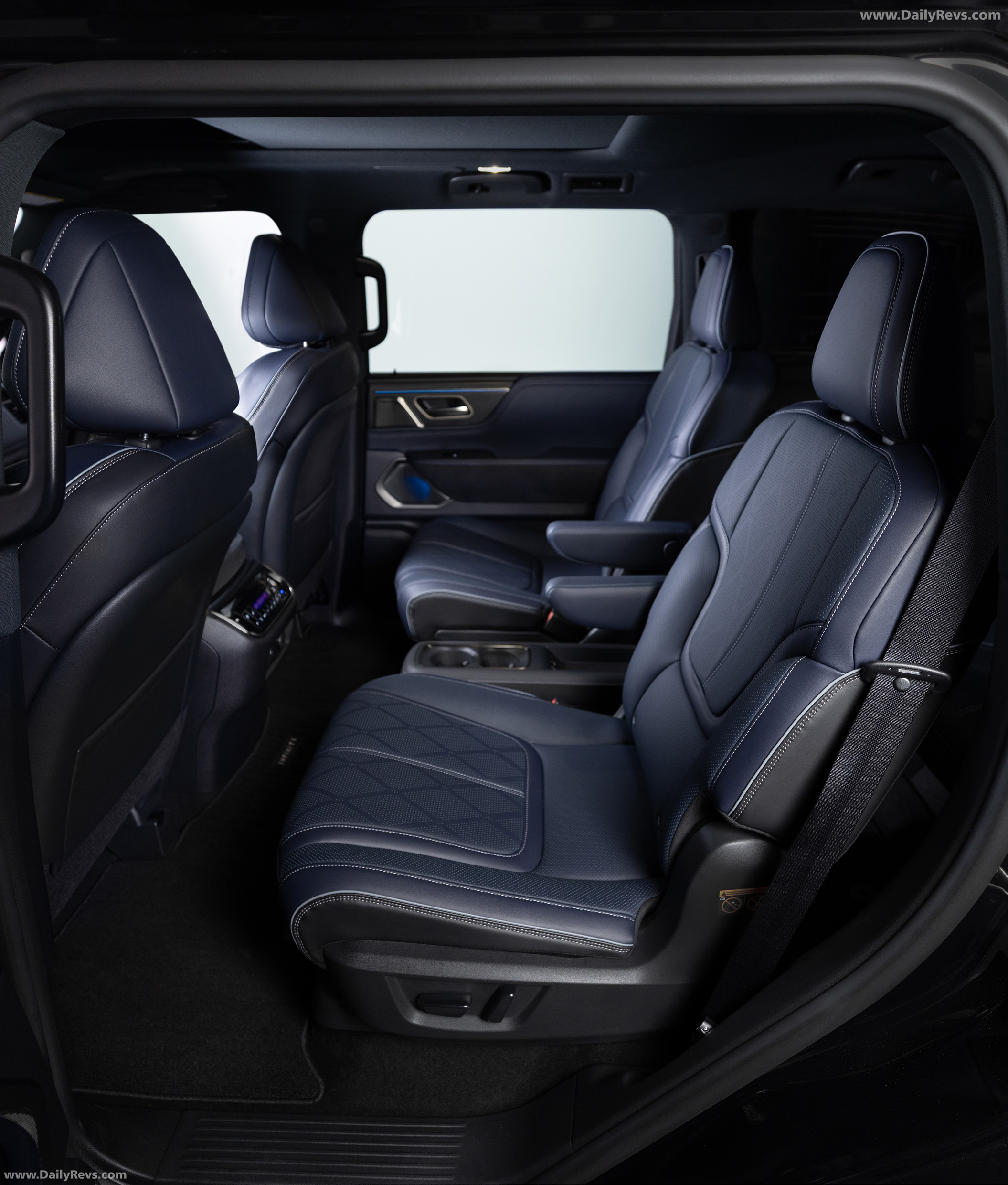 2026 Infiniti QX80 Sport - Poised Balance of Luxury and Visual Depth ...