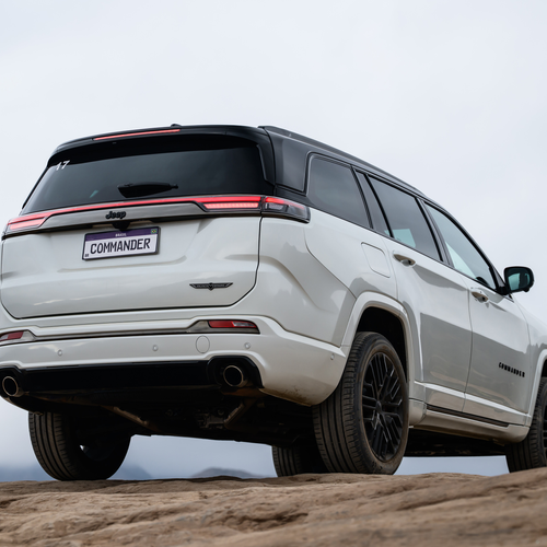 2026 Jeep Commander Blackhawk - A Jeep That Stays True to Its Core ...