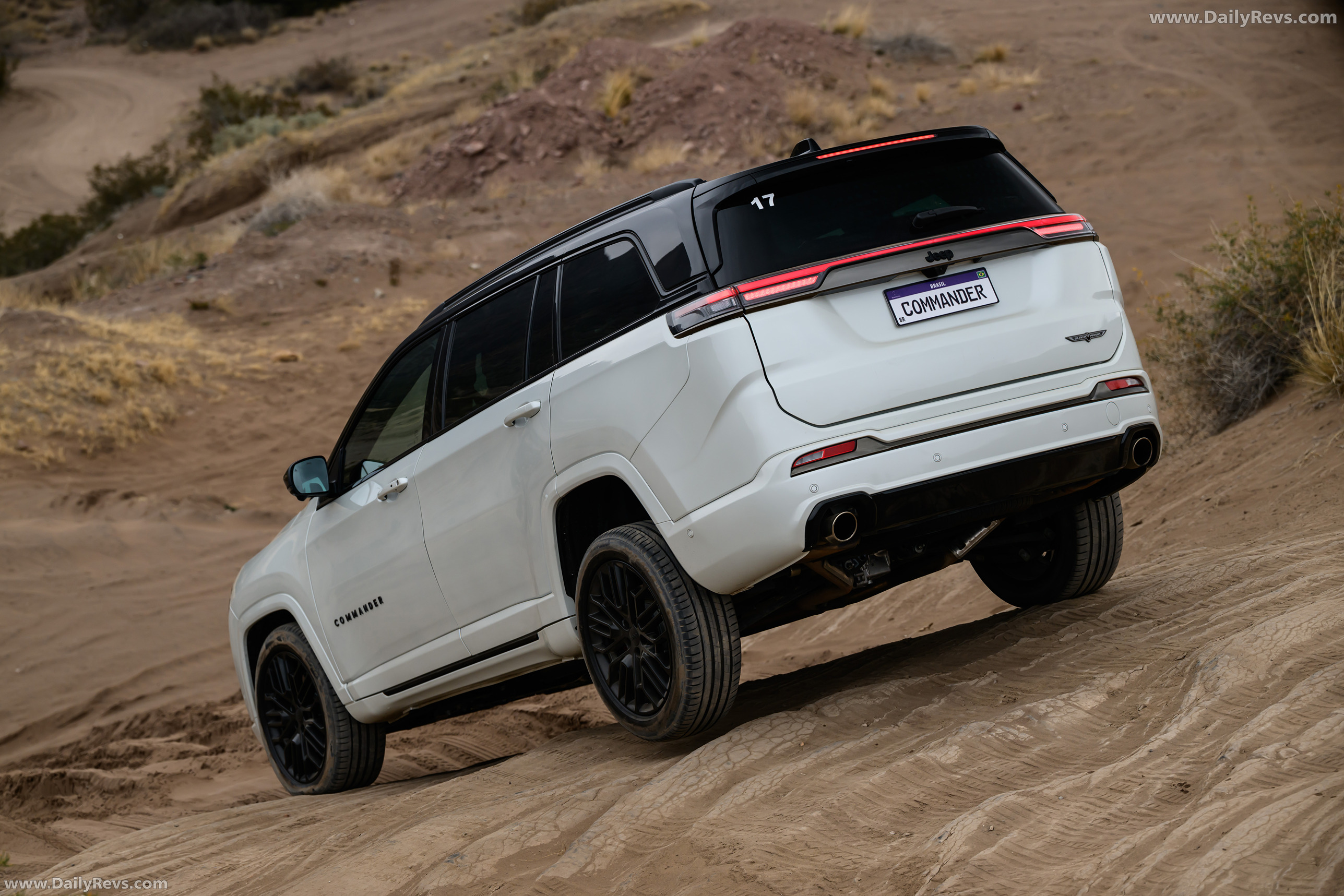2026 Jeep Commander Blackhawk - A Jeep That Stays True to Its Core ...