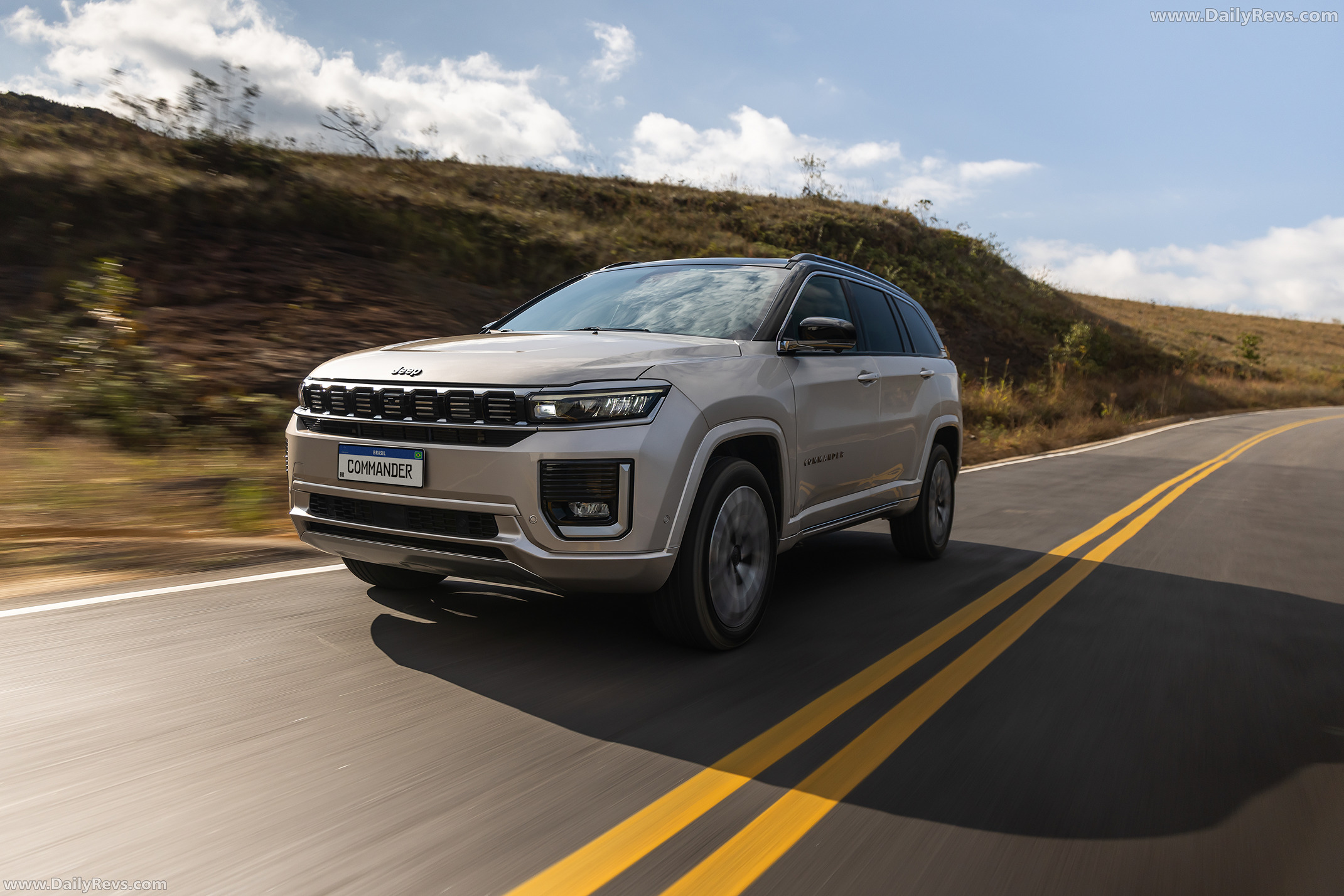 2026 Jeep Commander Overland - Smart Refresh for a Family SUV - DailyRevs