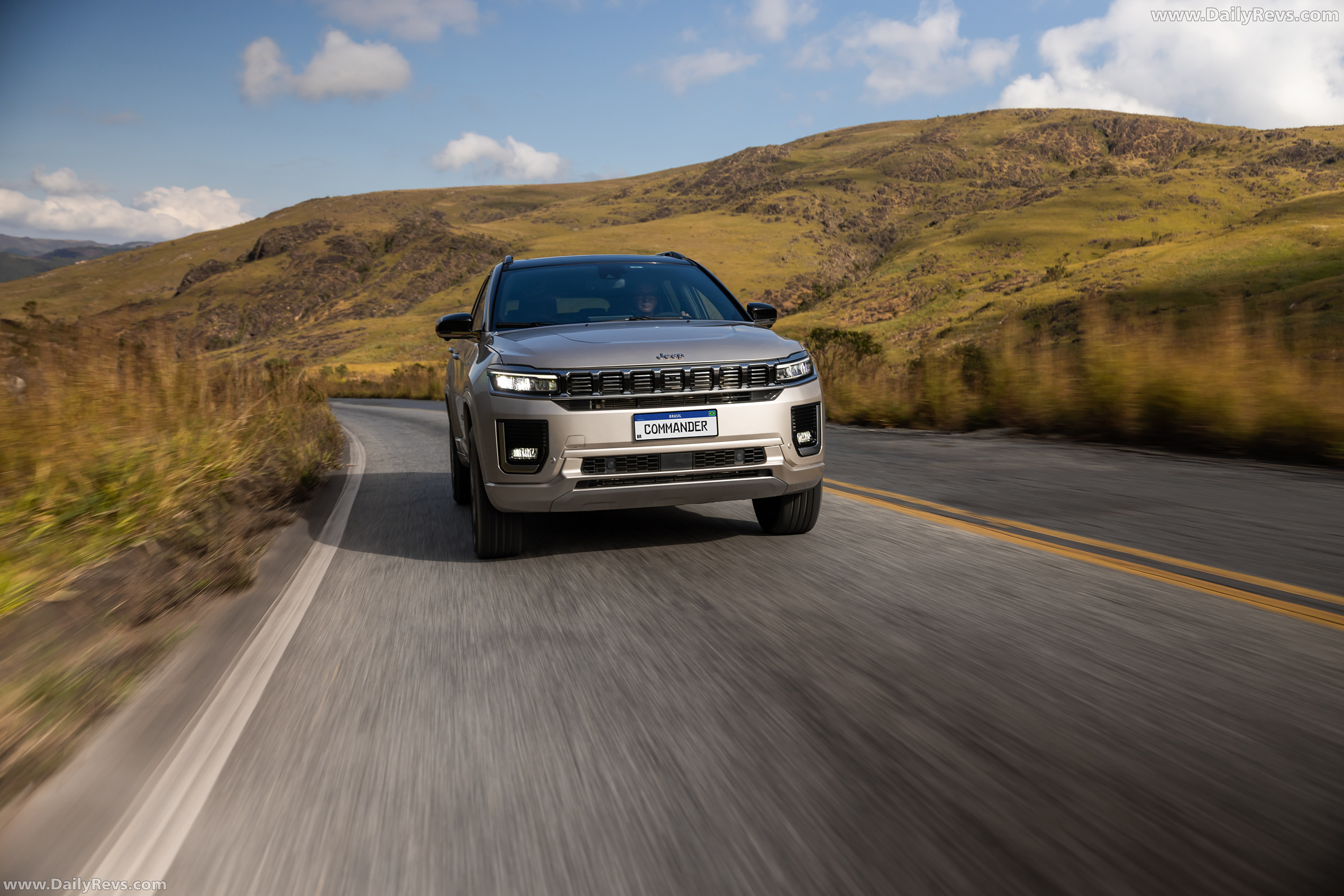 2026 Jeep Commander Overland - Smart Refresh for a Family SUV - DailyRevs