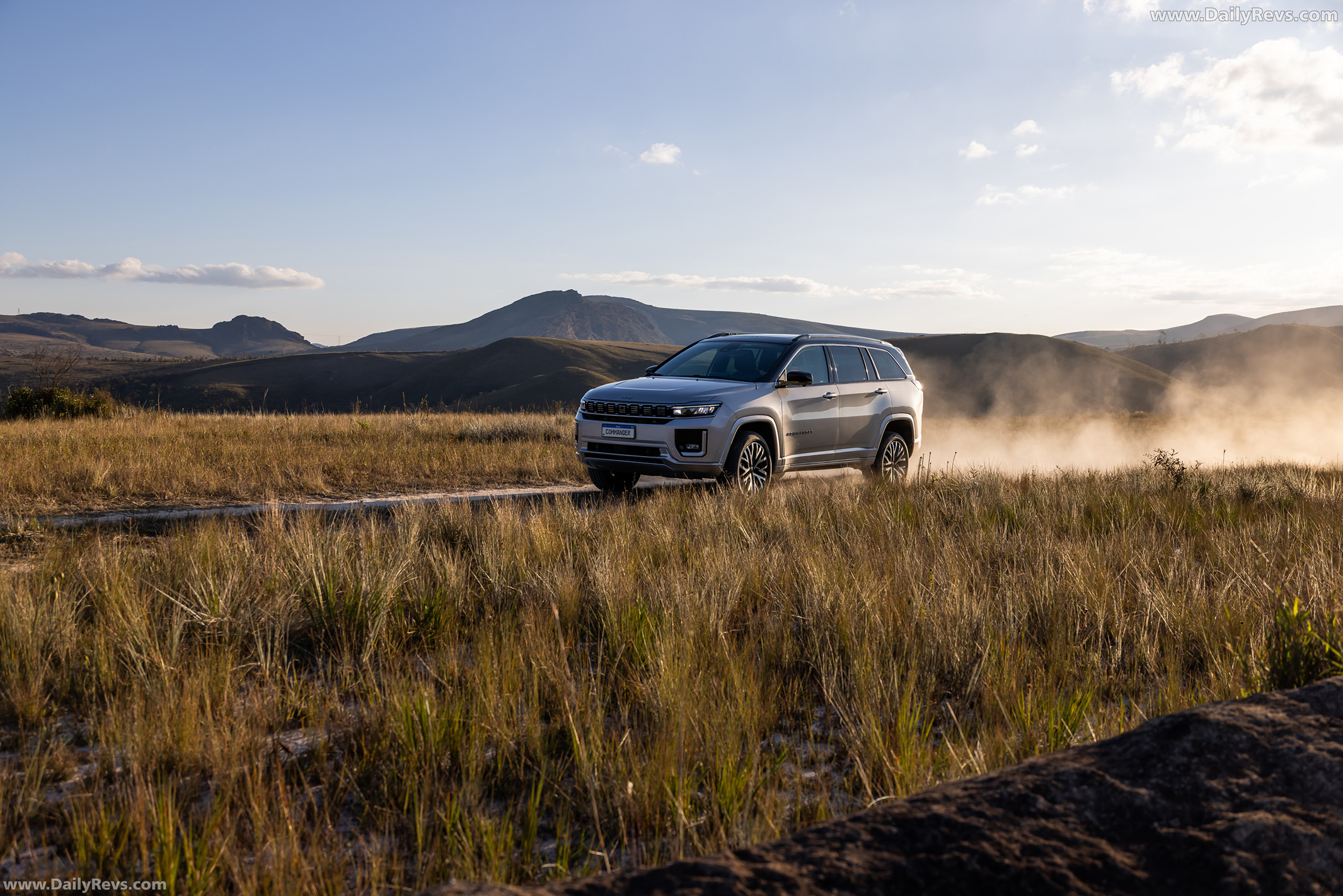 2026 Jeep Commander Overland - Smart Refresh for a Family SUV - DailyRevs