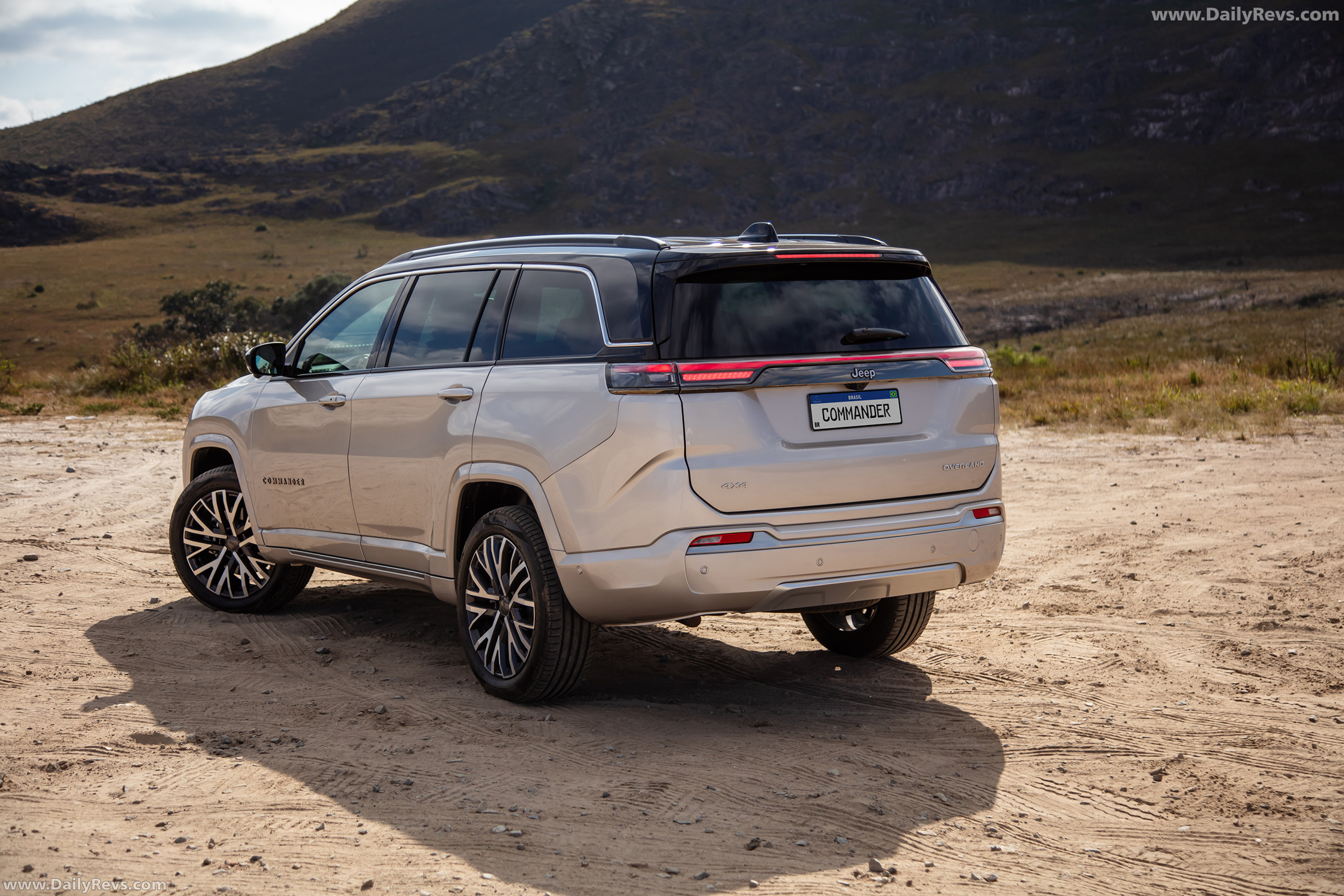 2026 Jeep Commander Overland - Smart Refresh for a Family SUV - DailyRevs