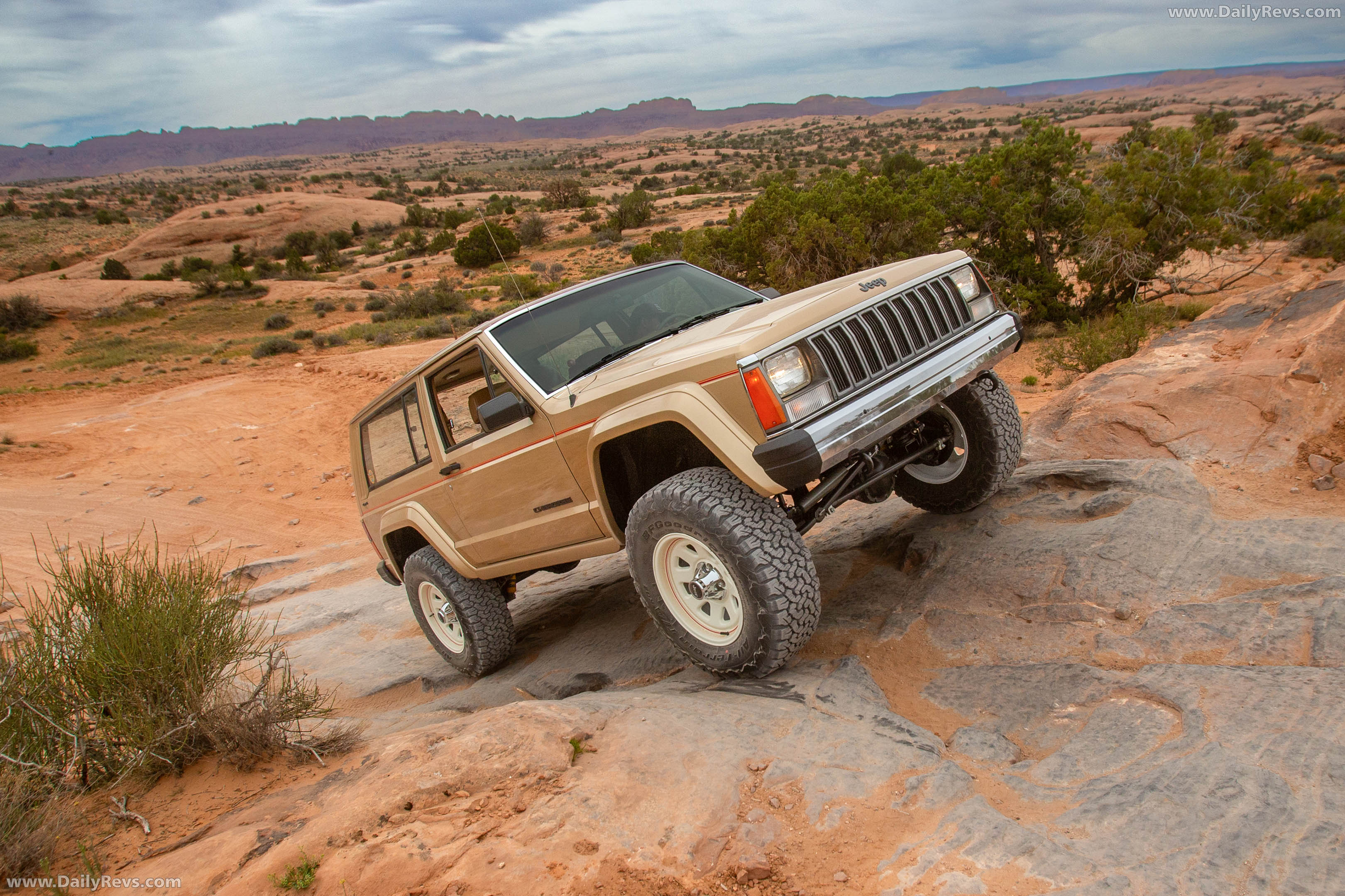 Jeep XJ Pioneer concept marks the original 1984 Cherokee changed the SUV.