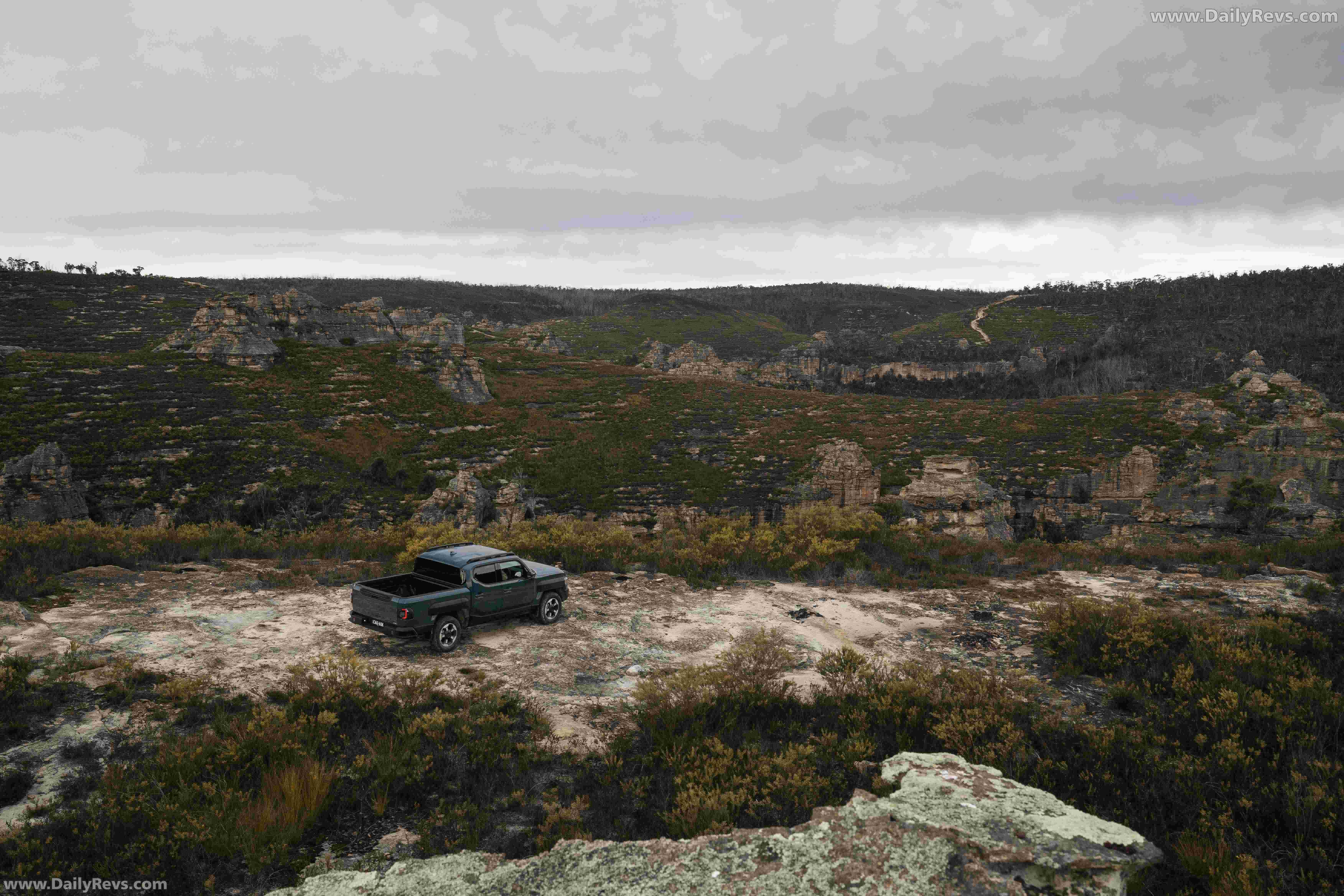 2025 Kia Tasman X-Line 4X4