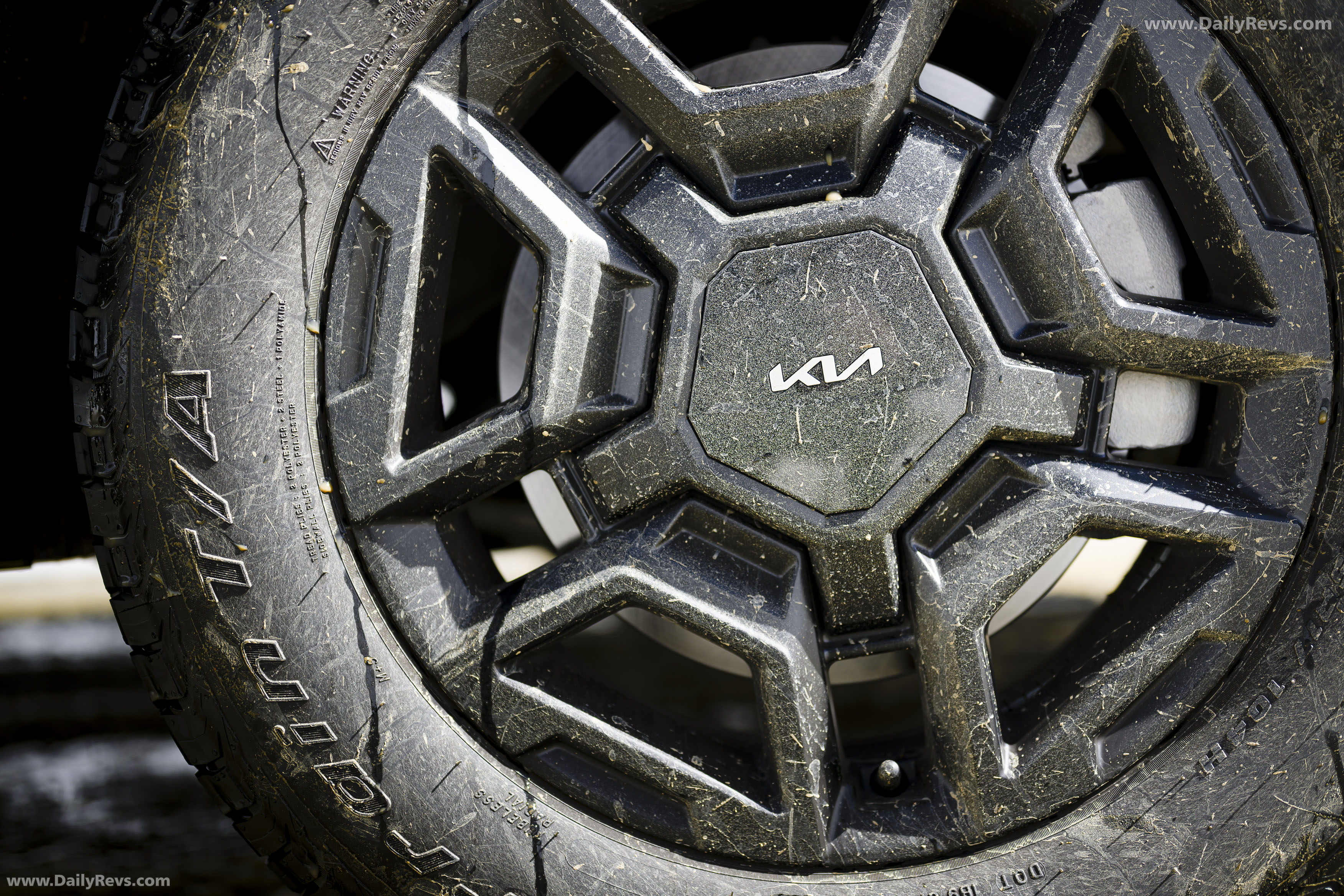 2026 Kia Sorento X Pro - Kia Pushes SUV Lineup Further Off-road - DailyRevs