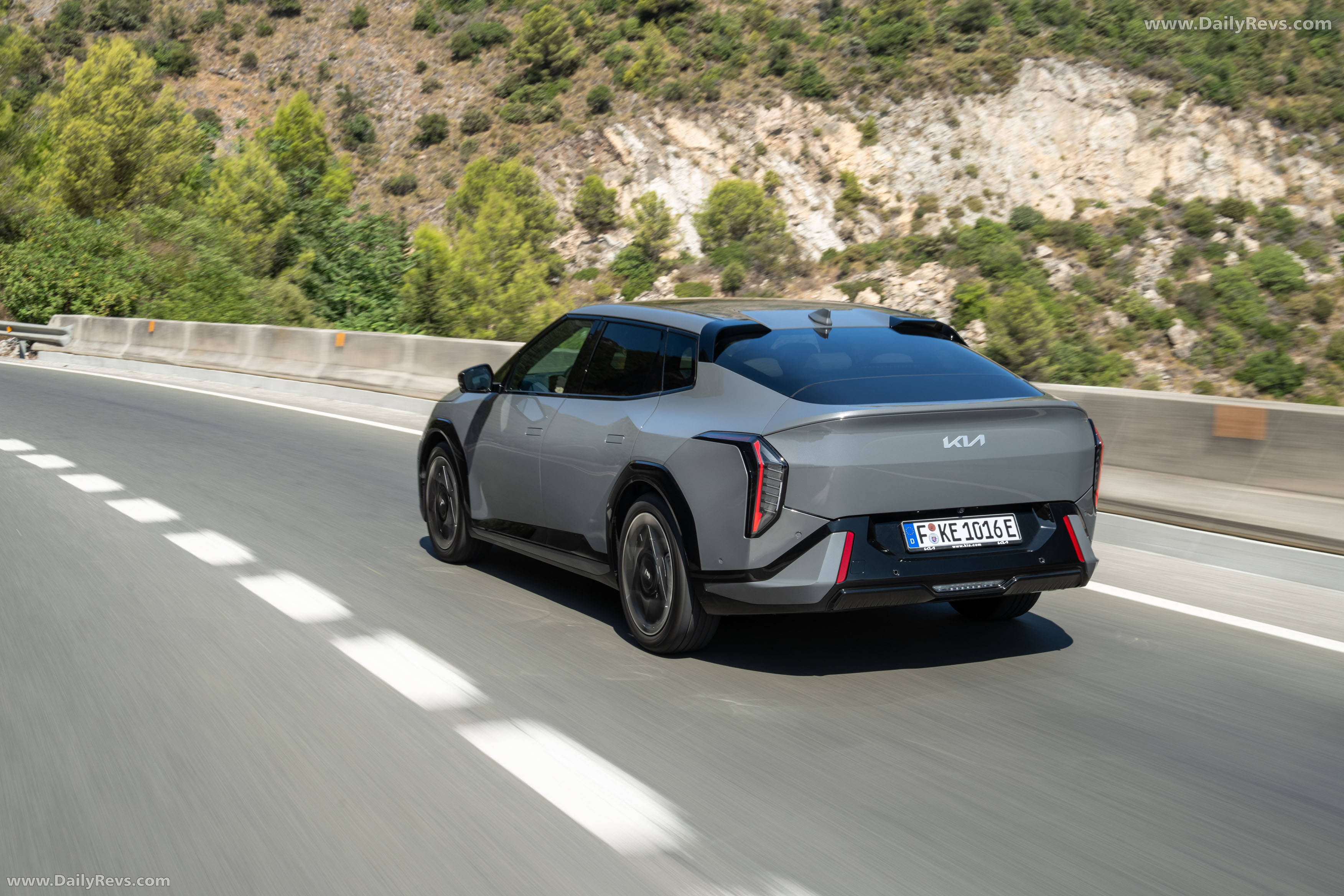 2026 Kia EV4 Fastback GT-Line European Version - Coupe Flair To The ...