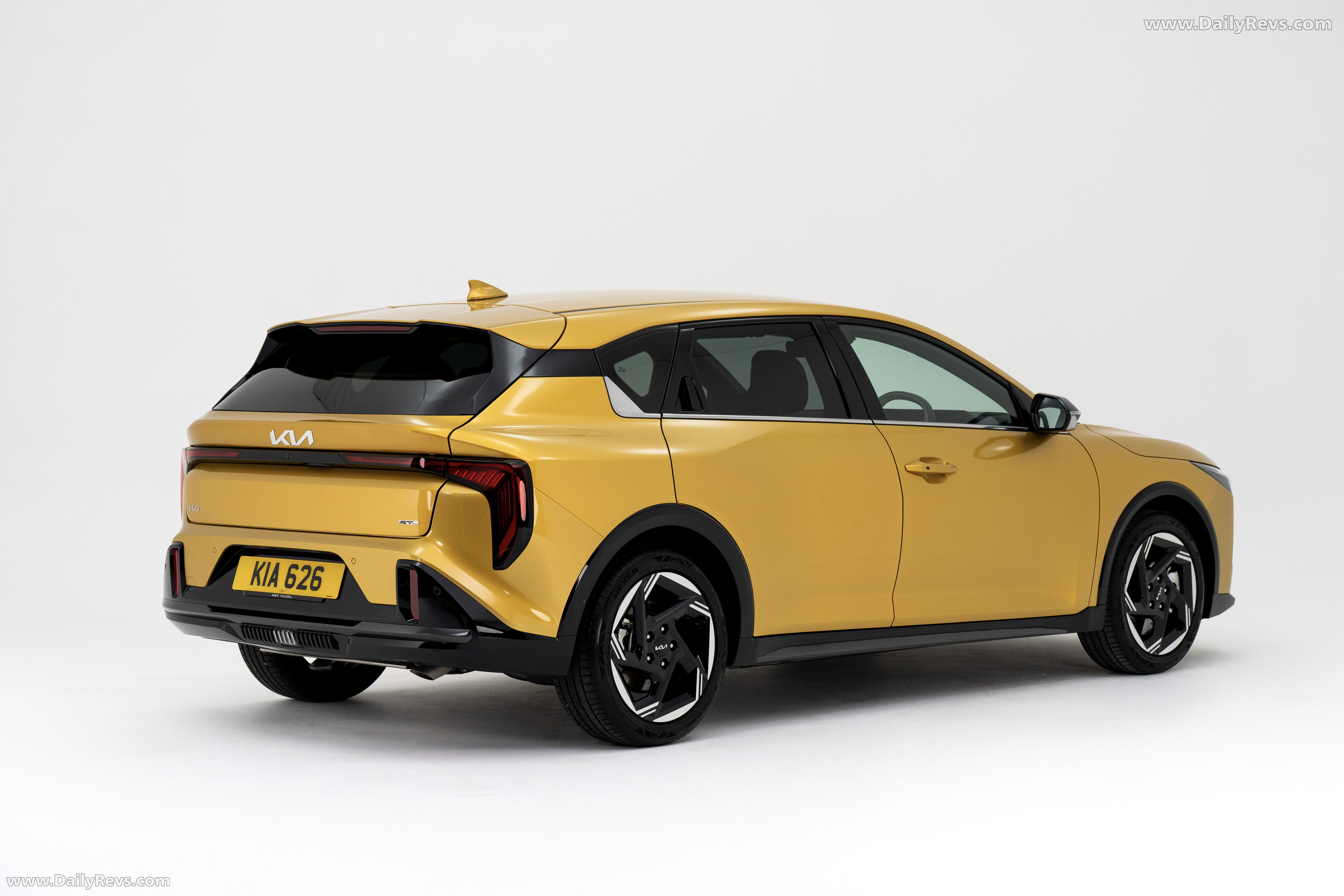 2025 Kia K4 GT Line UK Version - sharp pricing and generous spec ...