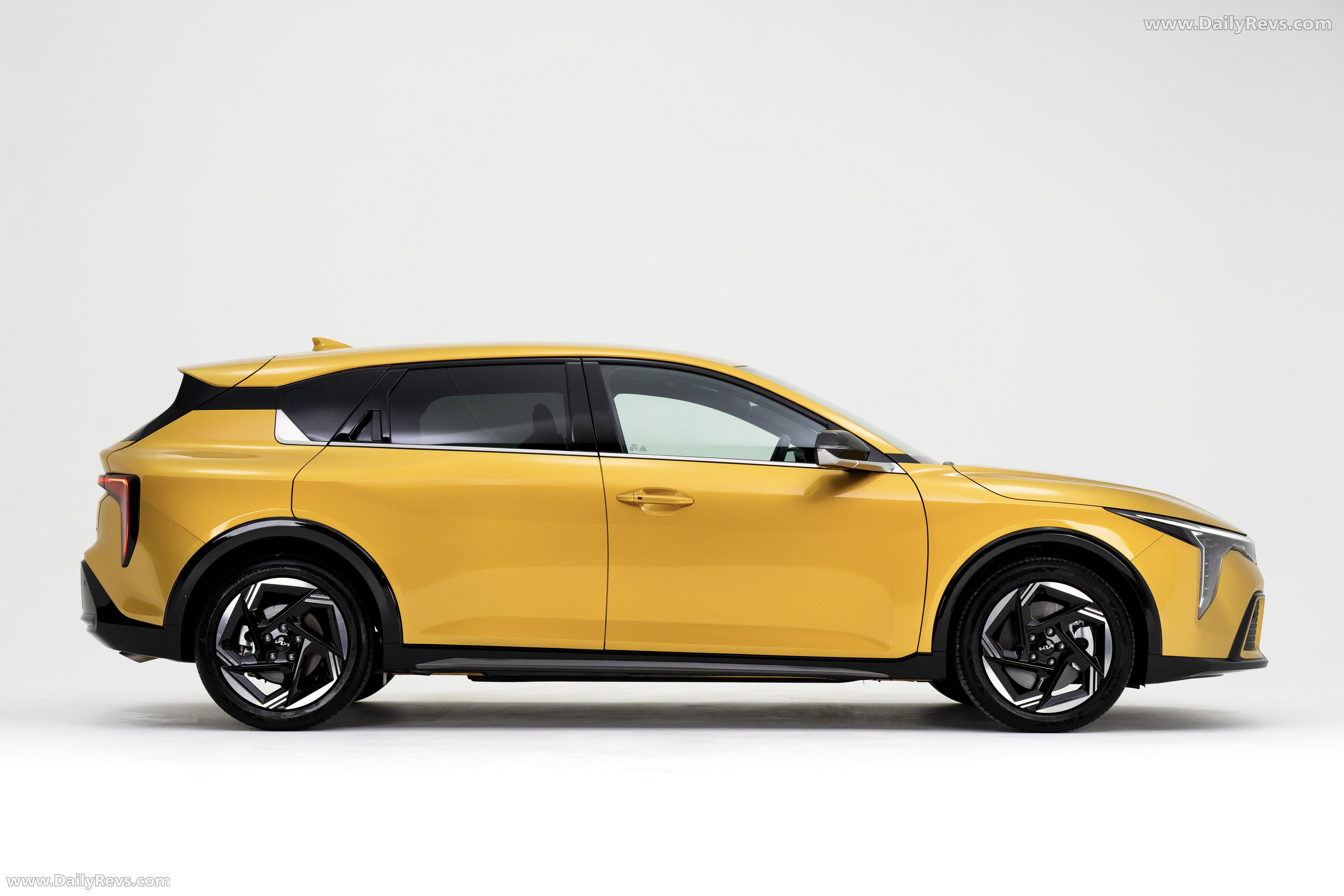 2025 Kia K4 GT Line UK Version - sharp pricing and generous spec ...
