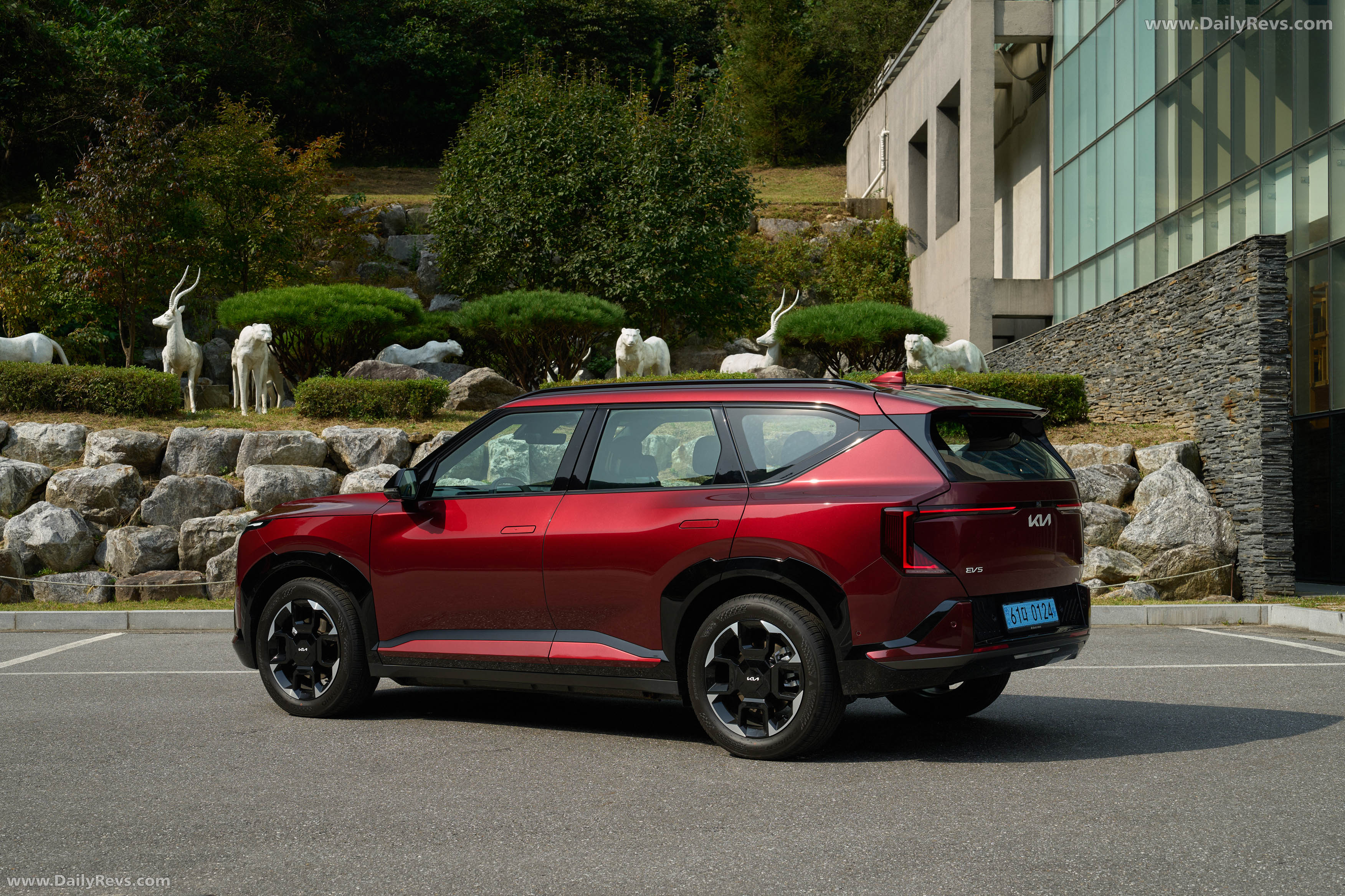 2026 Kia EV5 GT-Line Magma Red - Kia Expands The Brand's Global EV ...