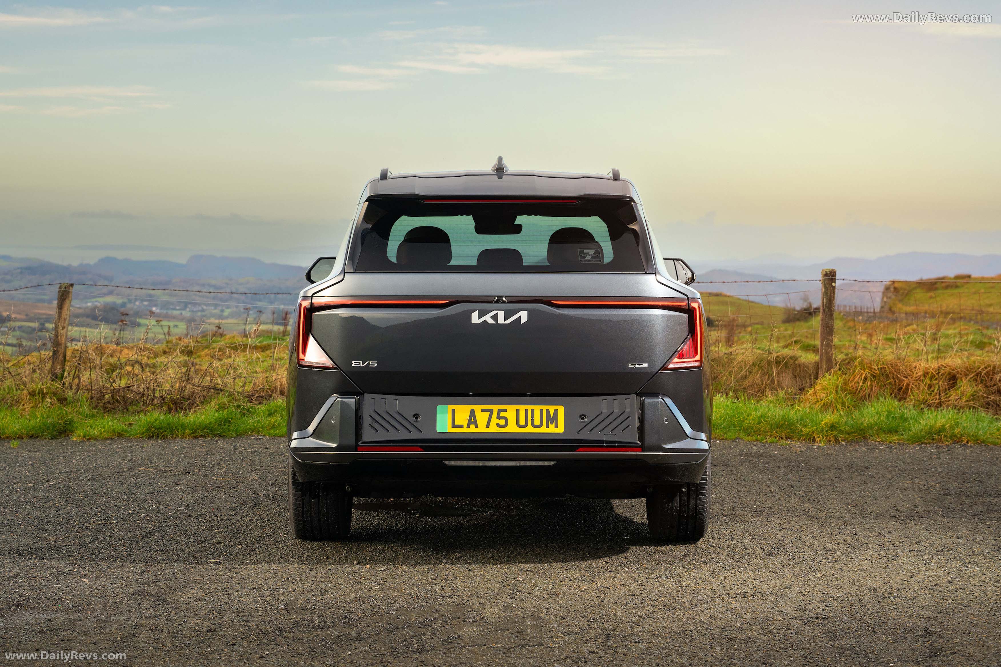 2026 Kia EV5 GT-Line UK Version: Electric SUV Blends Performance with ...