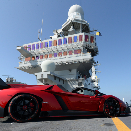 2014 Lamborghini Veneno Roadster: Open-Top Racing Prototype Brought to ...