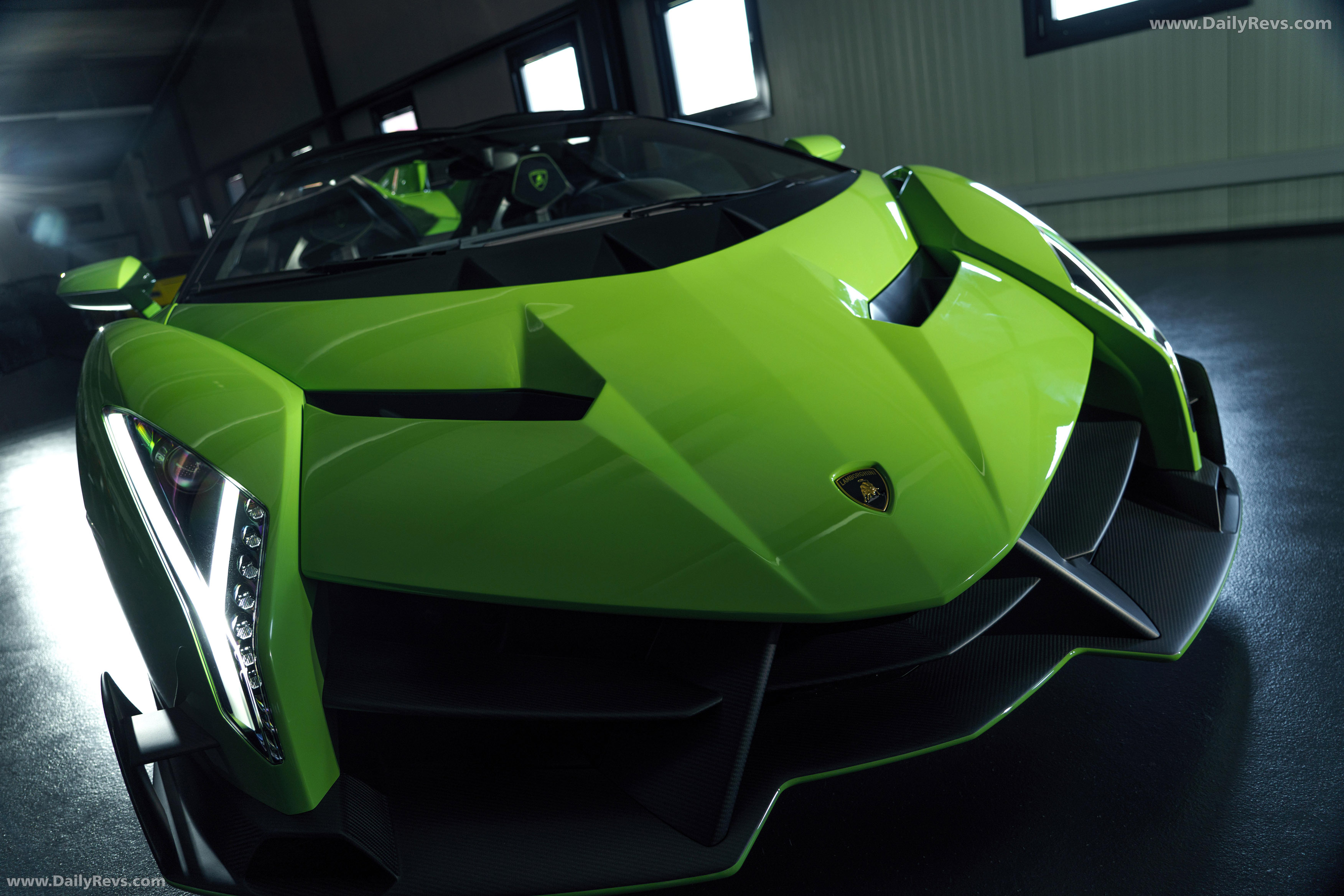 2014 Lamborghini Veneno Roadster: Open-Top Racing Prototype Brought to ...