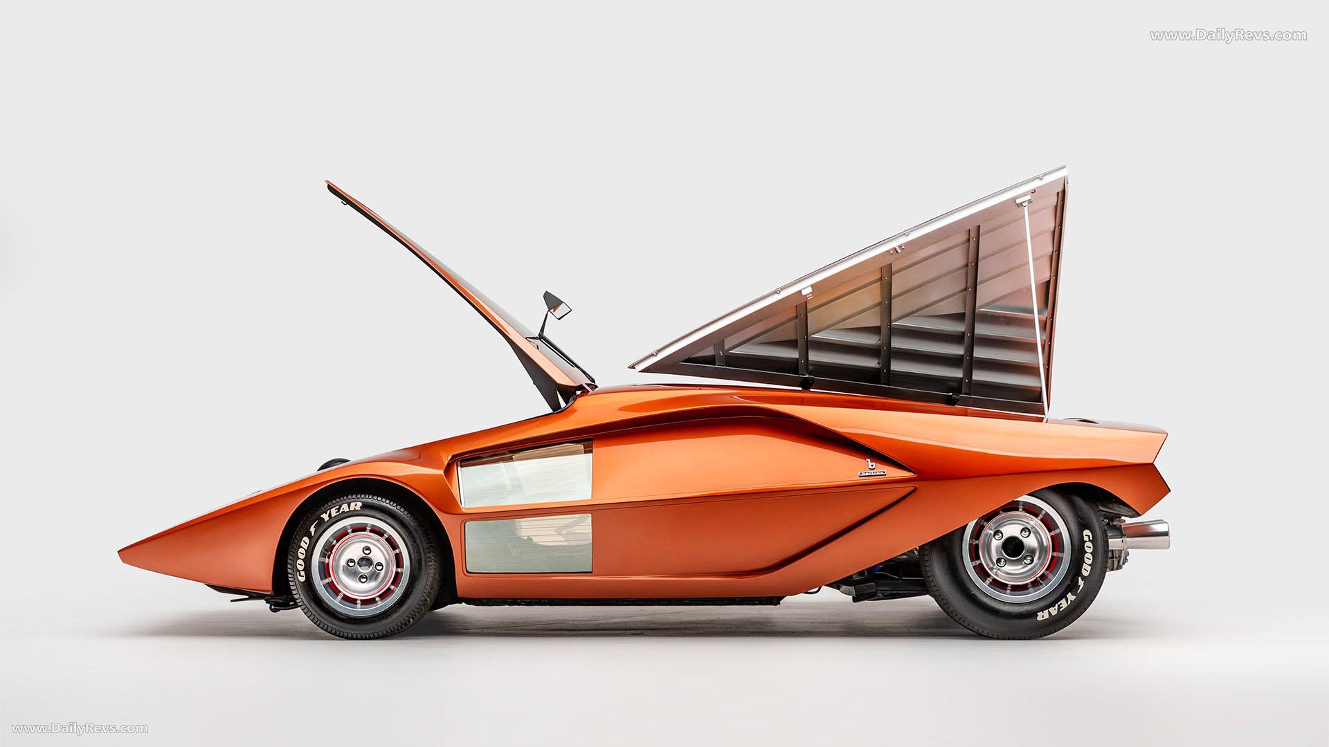 1970 Lancia Stratos HF Zero - A Wedge from Another World - DailyRevs