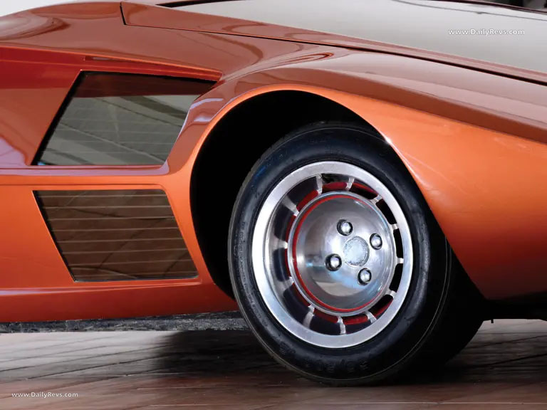 1970 Lancia Stratos HF Zero - A Wedge from Another World - DailyRevs