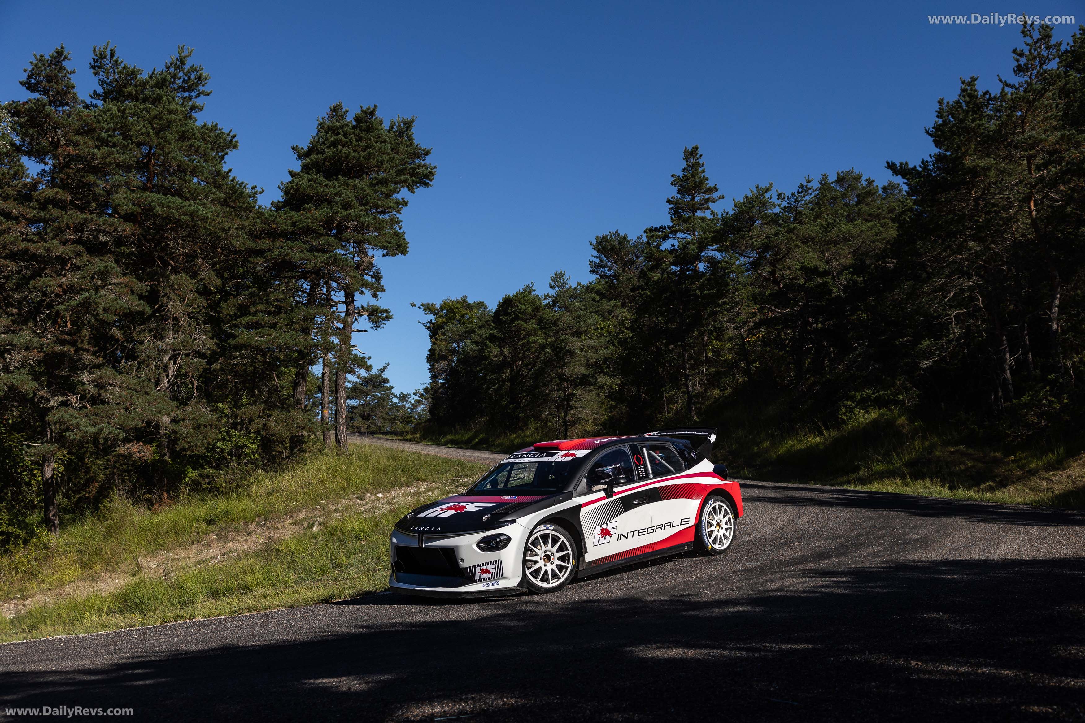 2026 Lancia Ypsilon Rally2 HF Integrale - Signals a True Motorsport ...