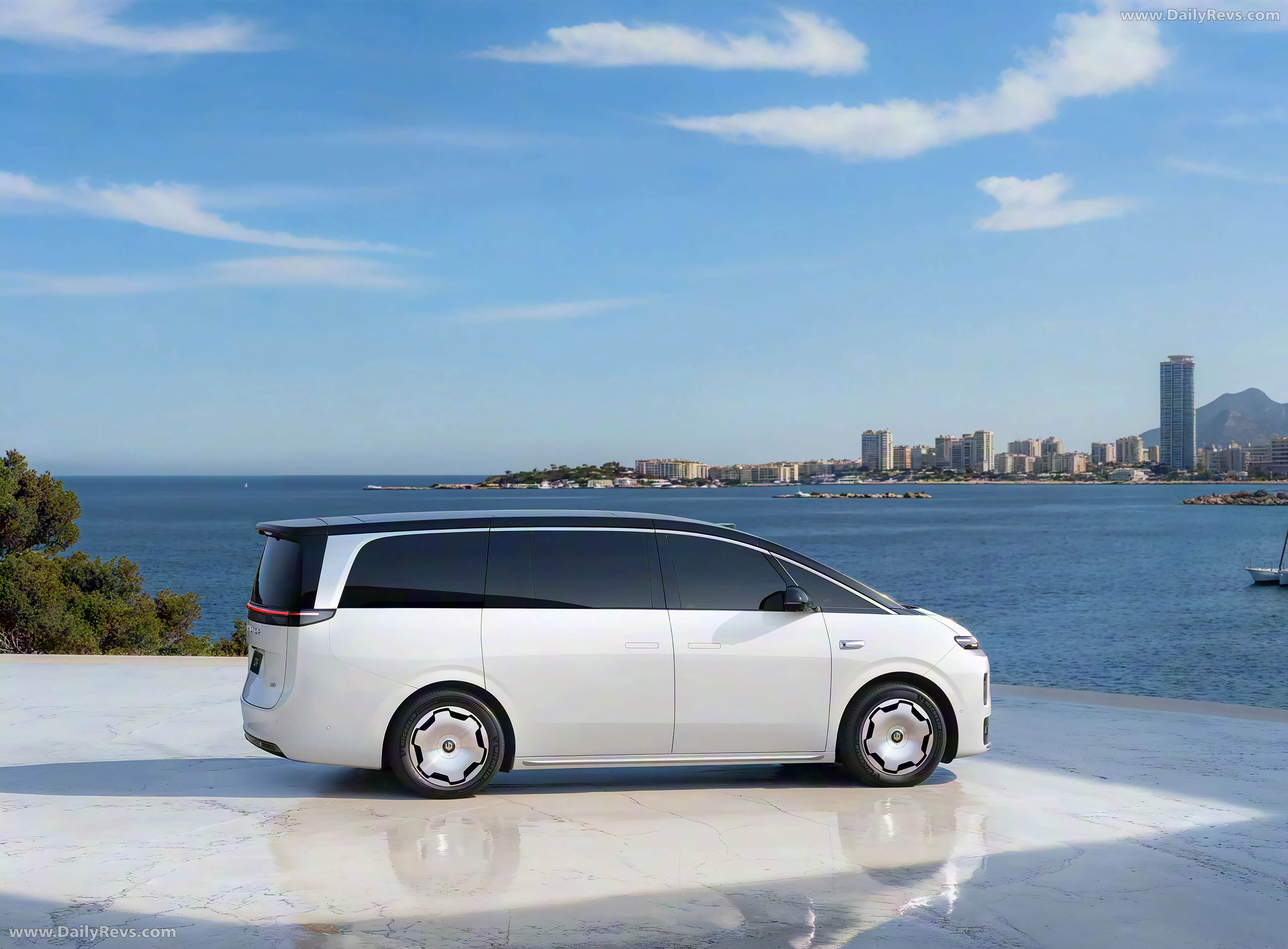 2026 Leap Motor D99: Premium Family SUV Offers Comfort, Space, and ...