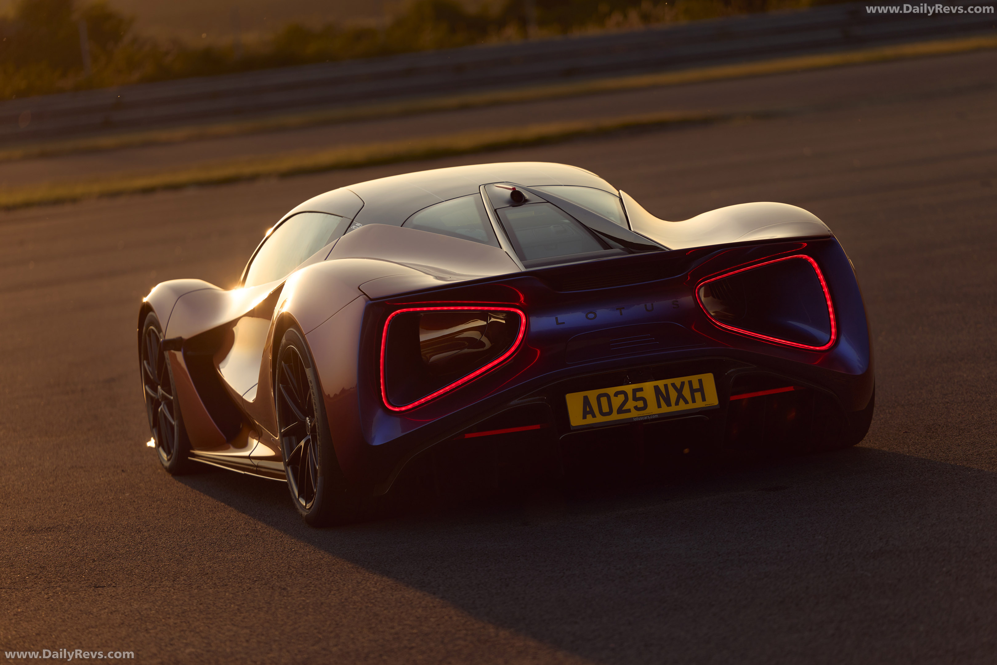 Lotus Evija Remains a Hypercar Outlier - DailyRevs