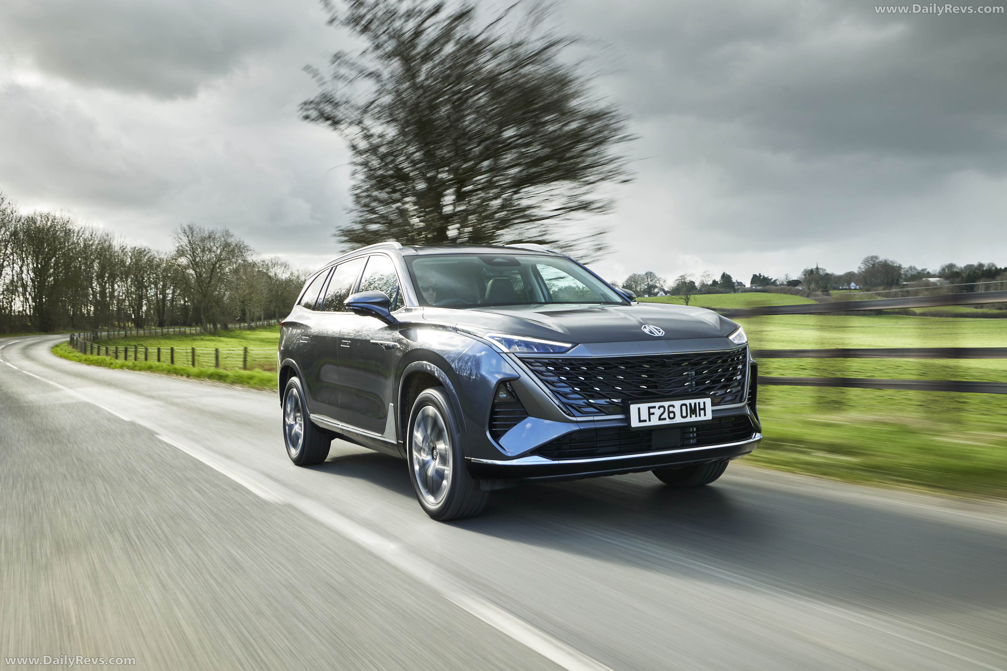 2026 MG S9 PHEV Brings Seven Seat Flexibility - DailyRevs