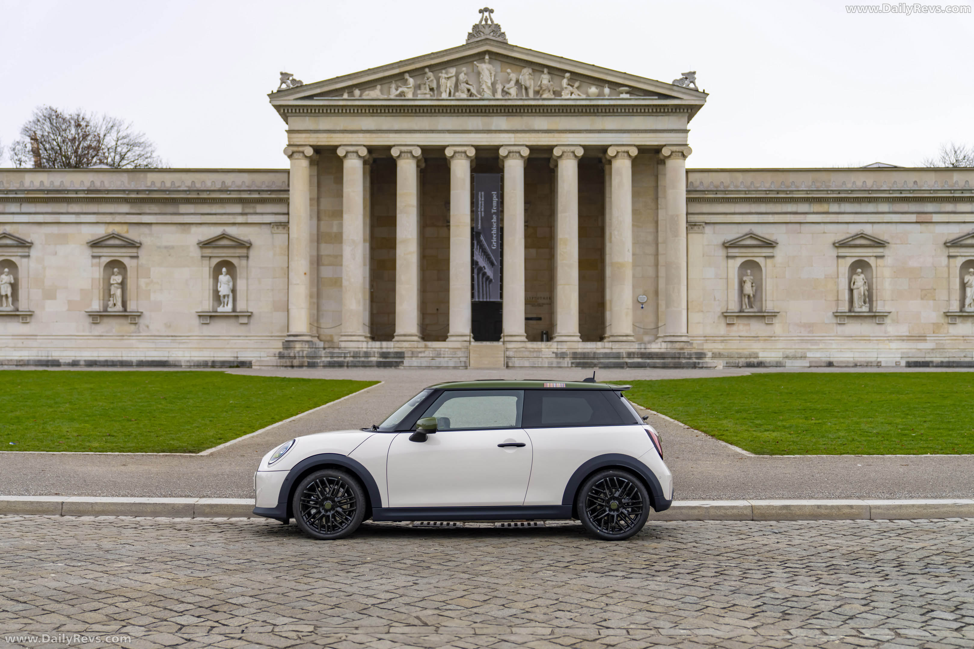 Paul Smith Edition brings British fashion cues to the familiar hot ...