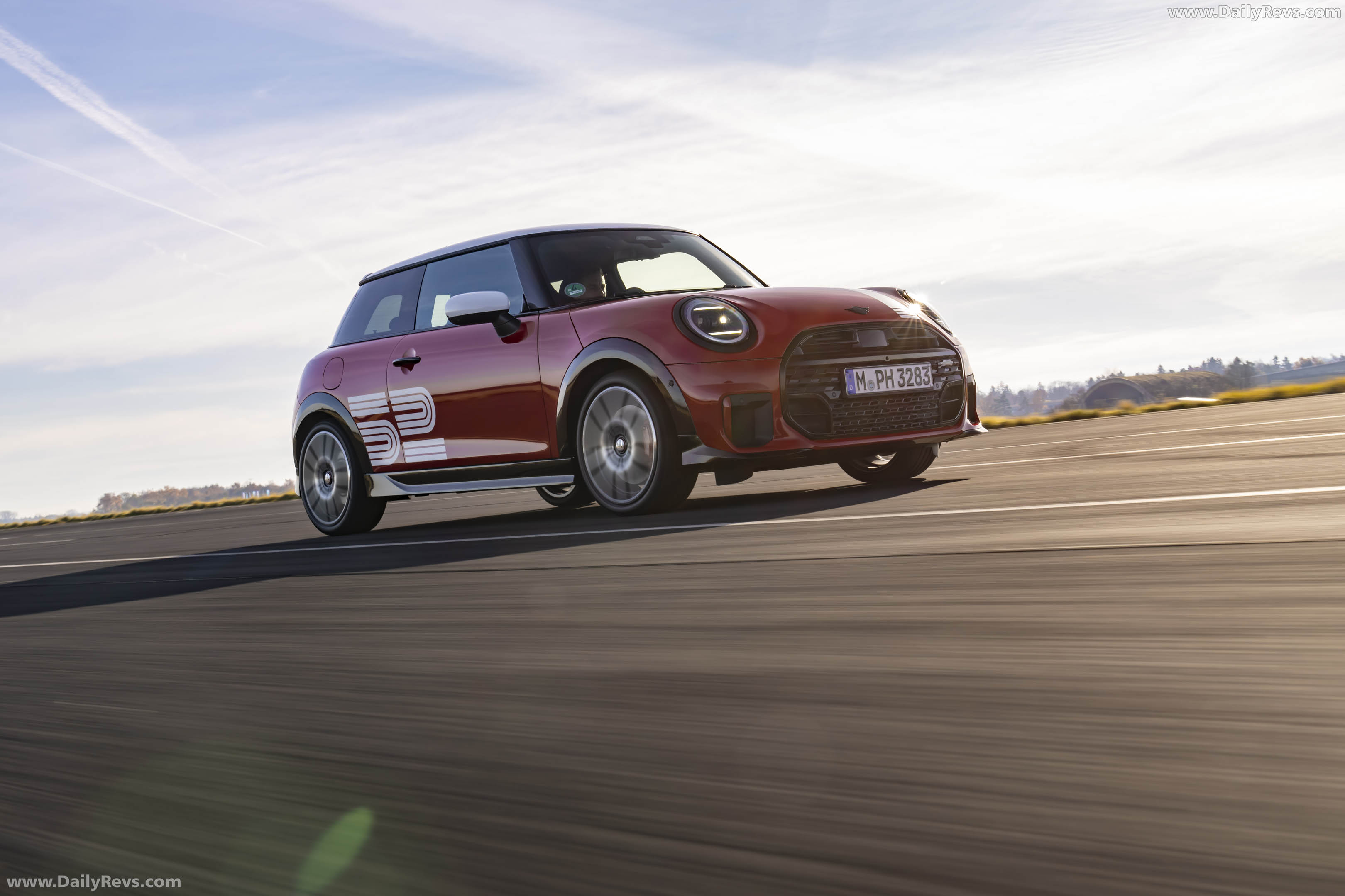 MINI JCW 1965 Victory Edition creates a stylish statement and maintains ...