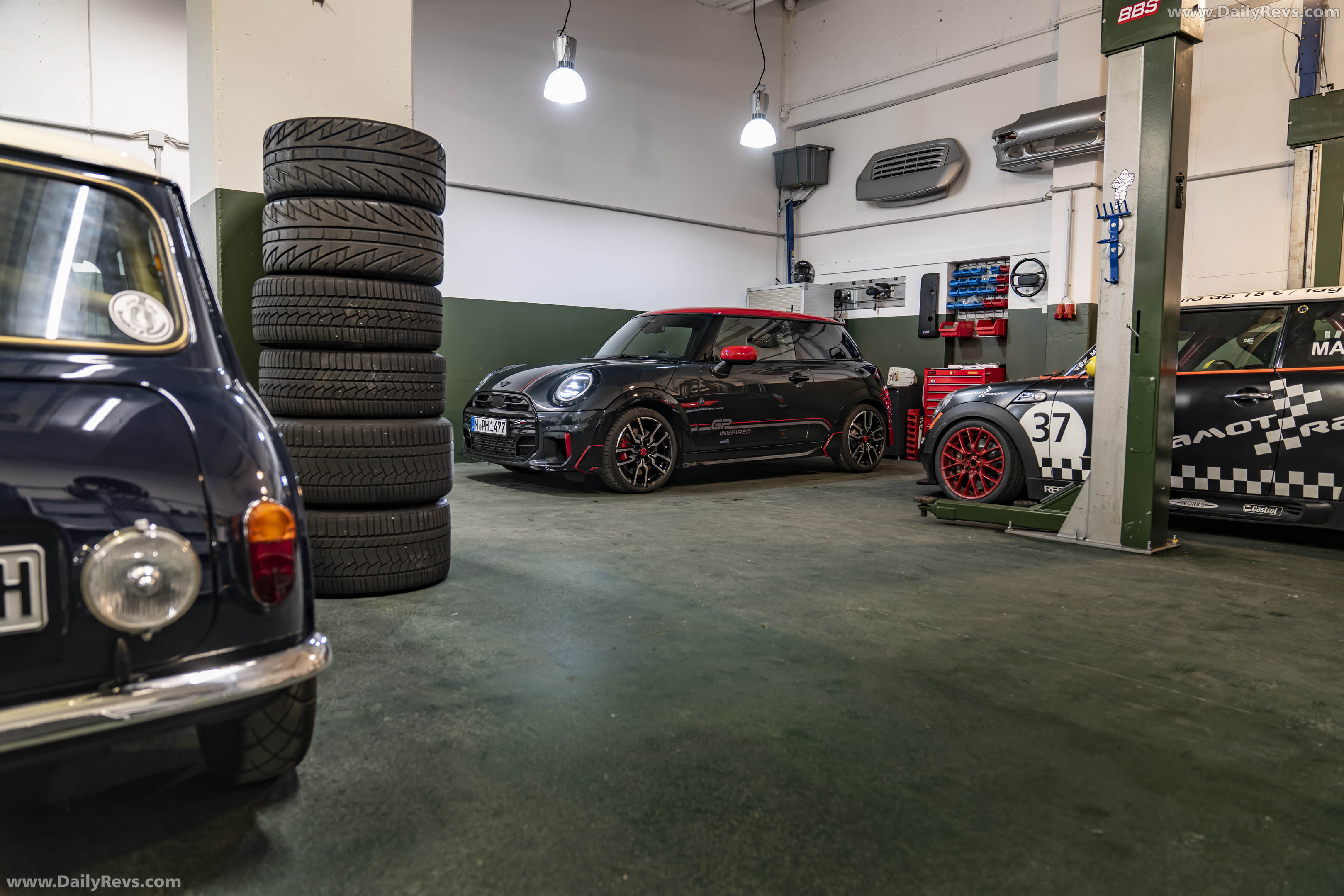A limited edition model that recreates the MINI JOHN COOPER WORKS GP ...
