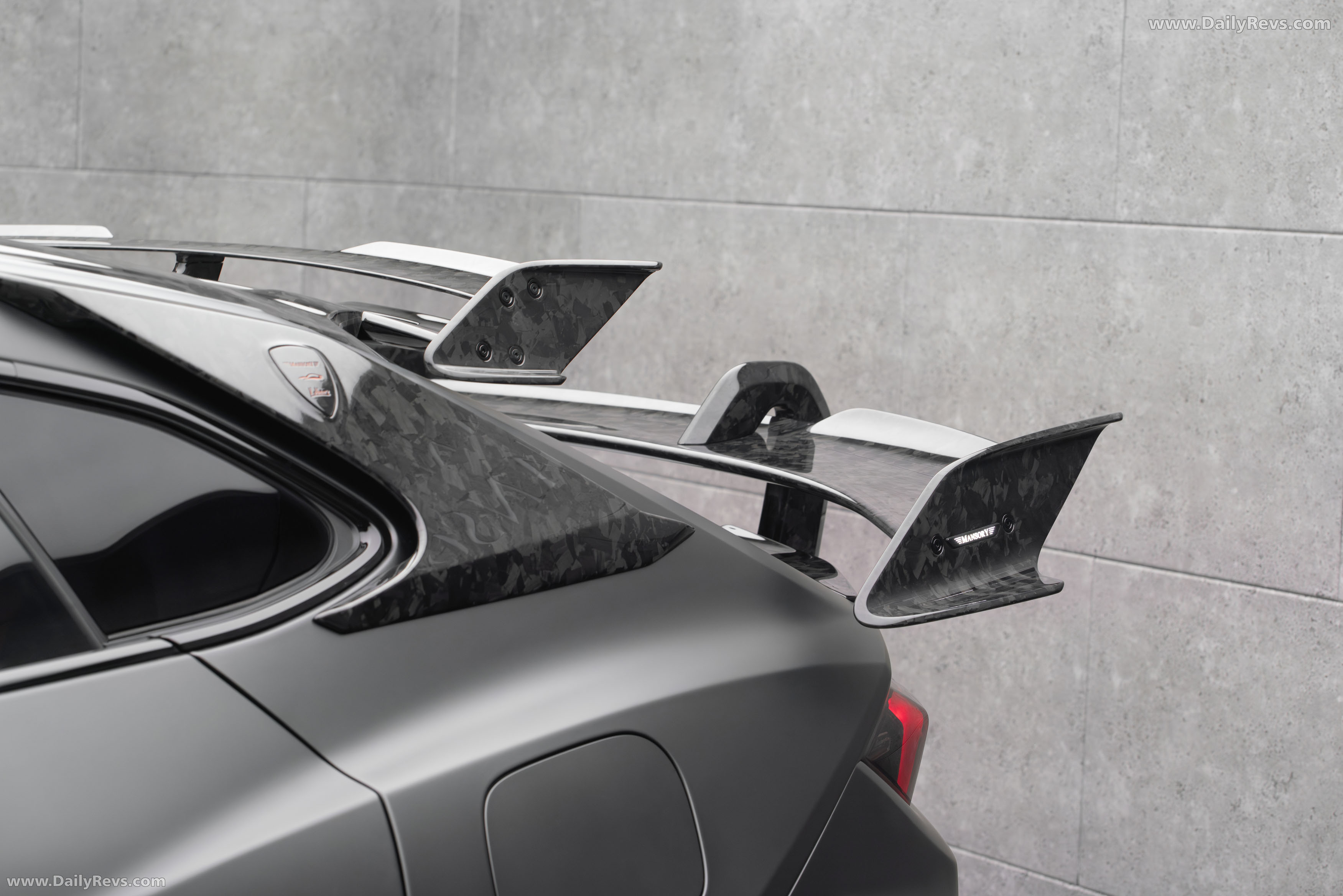 2026 Mansory Venatus SE - Hybrid SUVWithout Compromise - DailyRevs