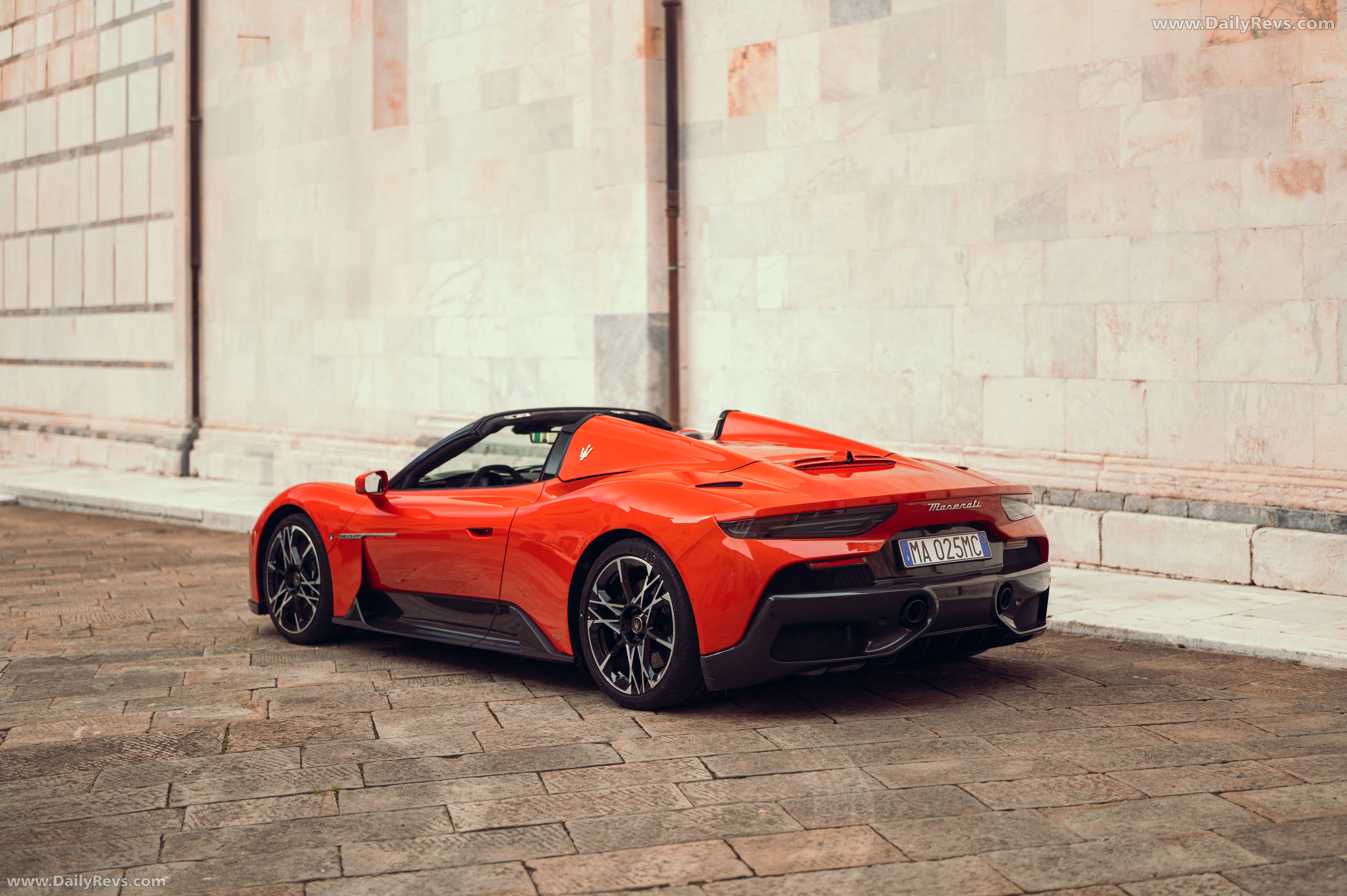 2026 Maserati MCPURA Cielo Devil Orange - Lightly Refreshed MC20 ...