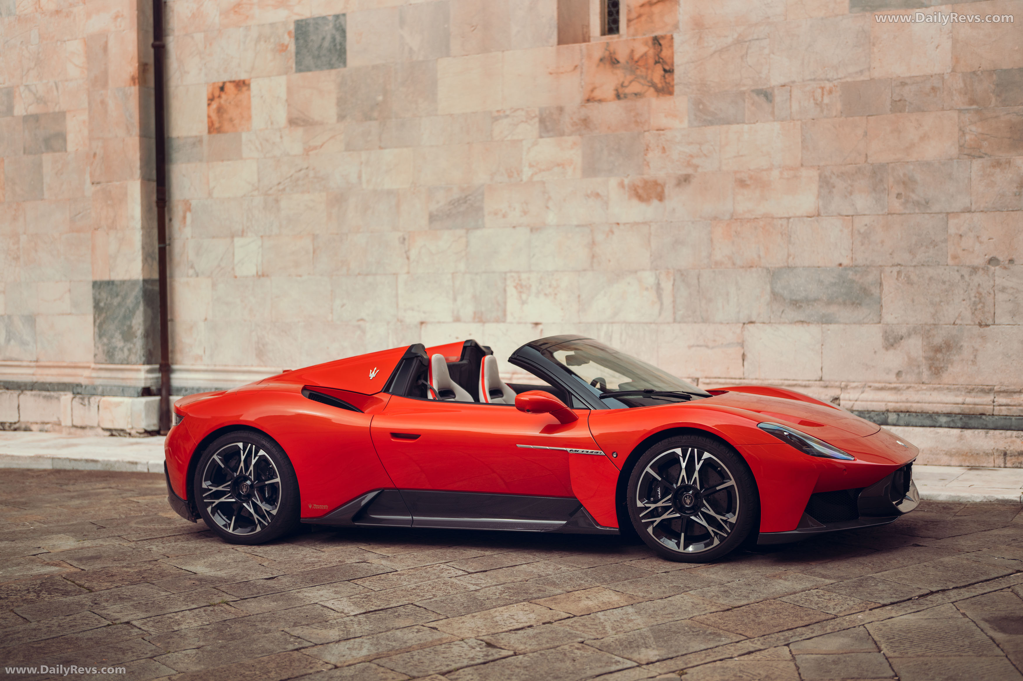 2026 Maserati MCPURA Cielo Devil Orange - Lightly Refreshed MC20 ...