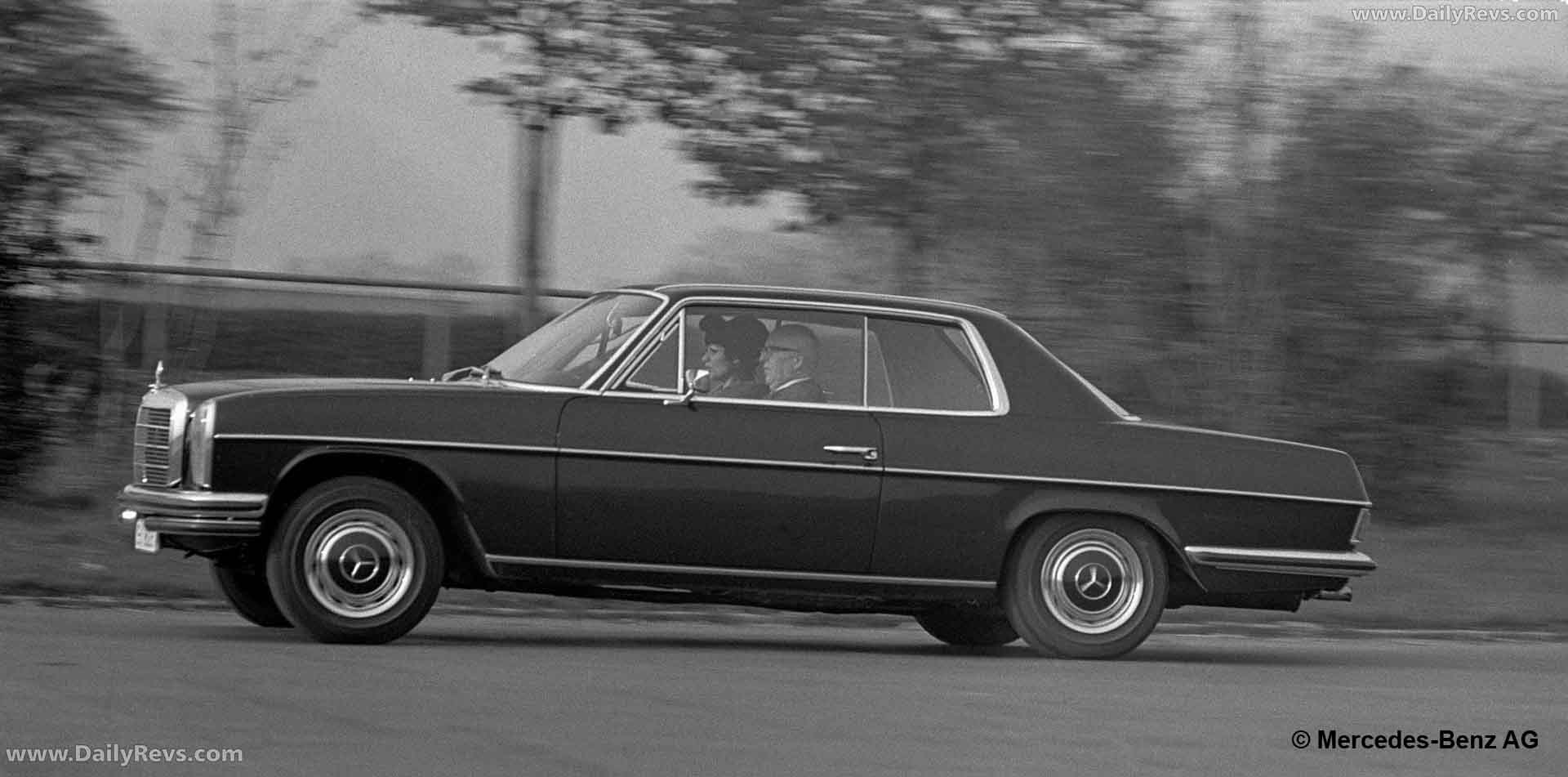 1967 Mercedes-Benz 250C W114 - Timeless Coupé Craftsmanship - DailyRevs