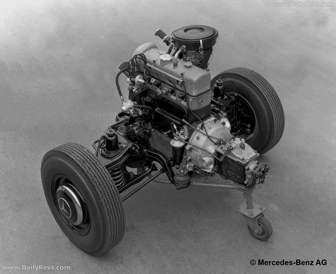 1961 Mercedes-Benz 190 W121 - Refined Everyday Elegance - DailyRevs