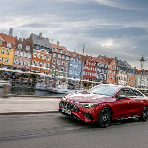 2026 Mercedes-Benz CLA EQ MANUFAKTUR C118 Patagonia Red - Streamlined ...