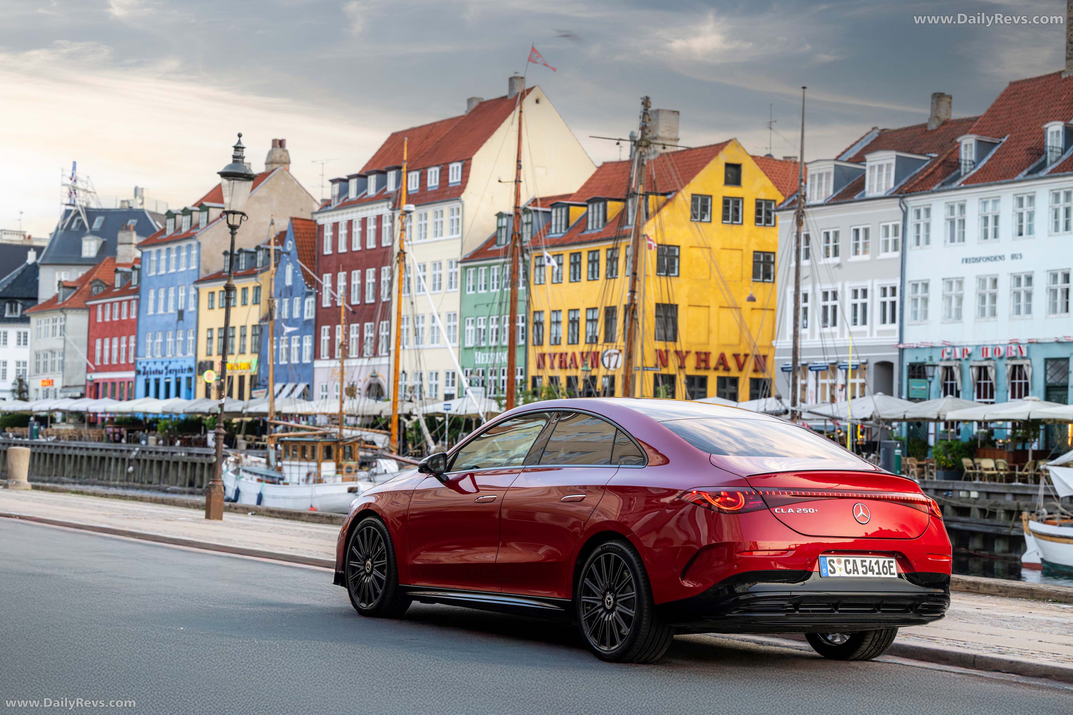 2026 Mercedes-Benz CLA EQ MANUFAKTUR C118 Patagonia Red - Streamlined ...