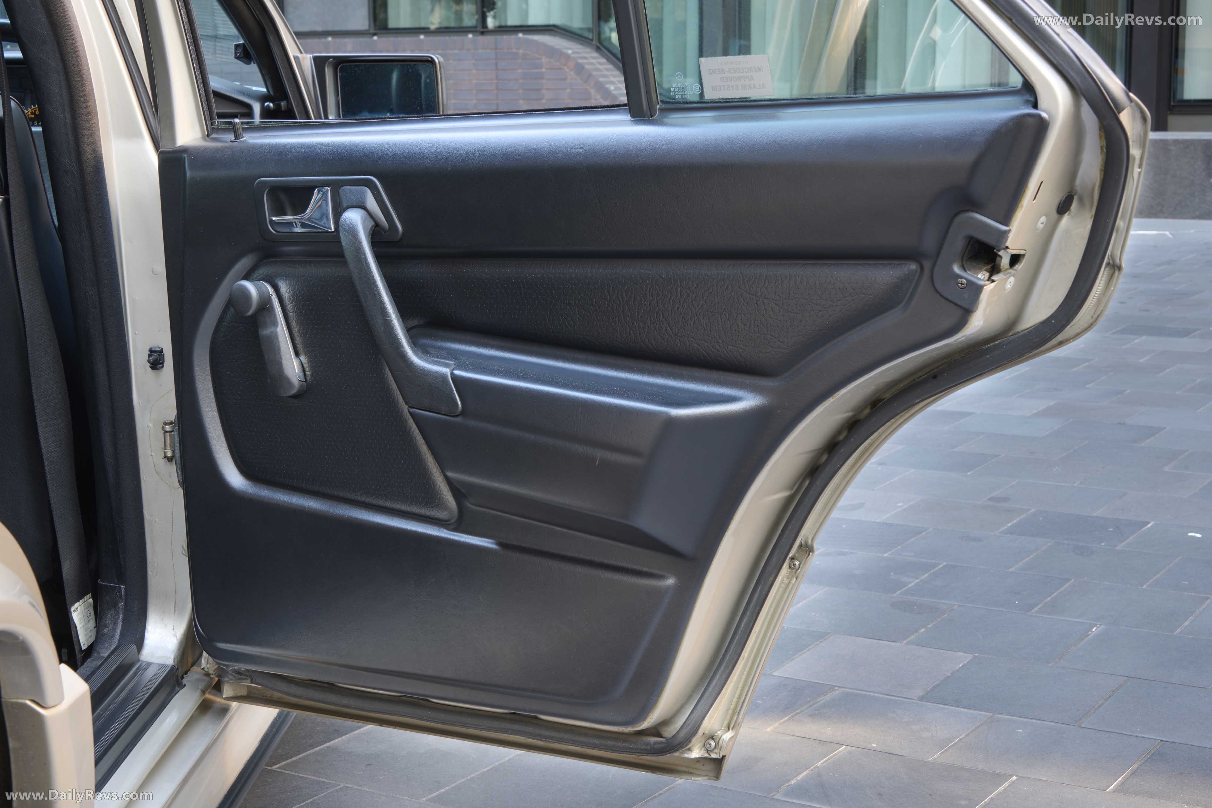 1985 Mercedes-Benz 190E 2.3-16 W201 - Returns as an Emblem of ’80s ...