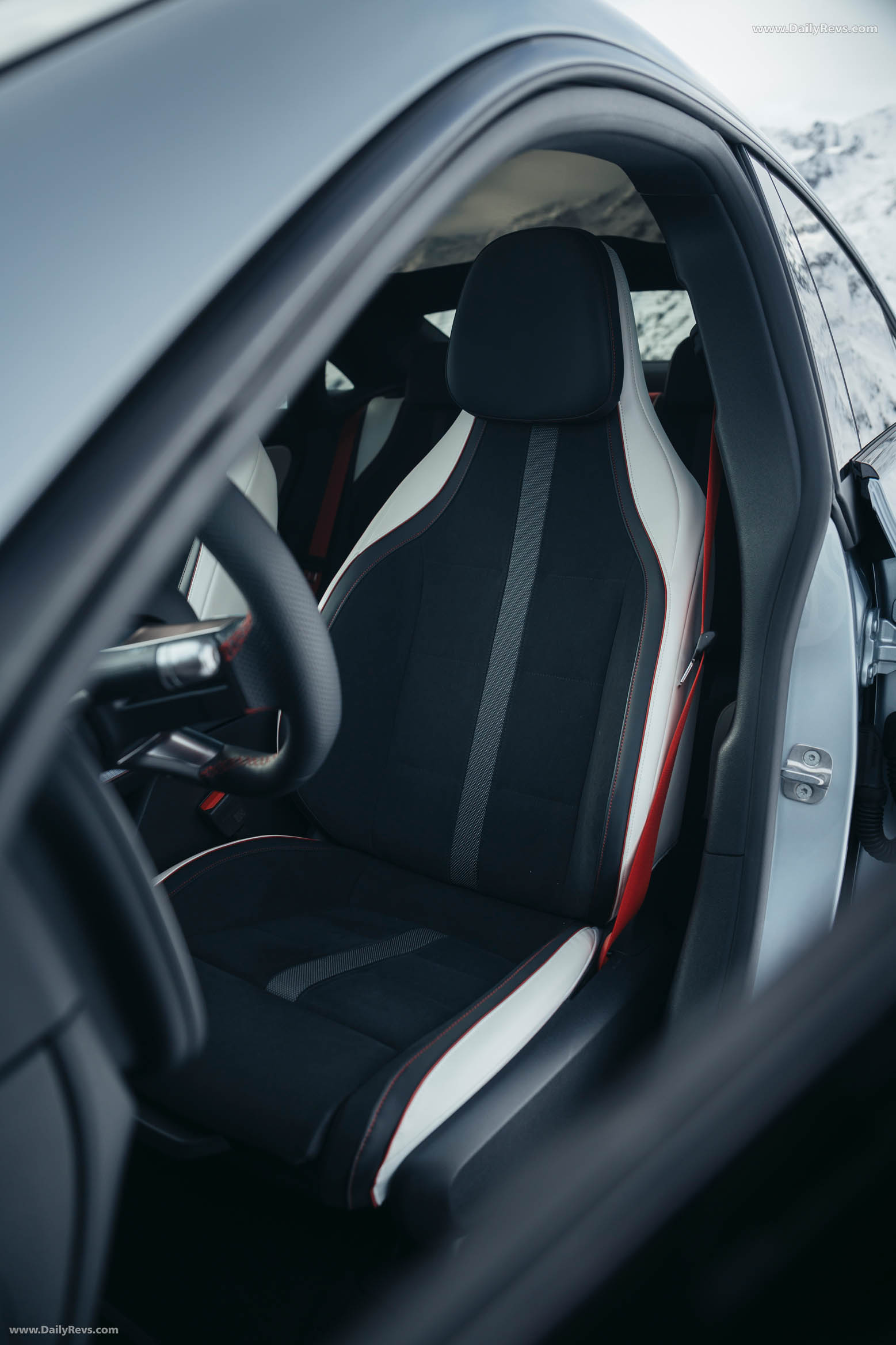 2026 Mercedes-Benz CLA EQ C118 Cirrus Silver: Next-Generation Compact ...