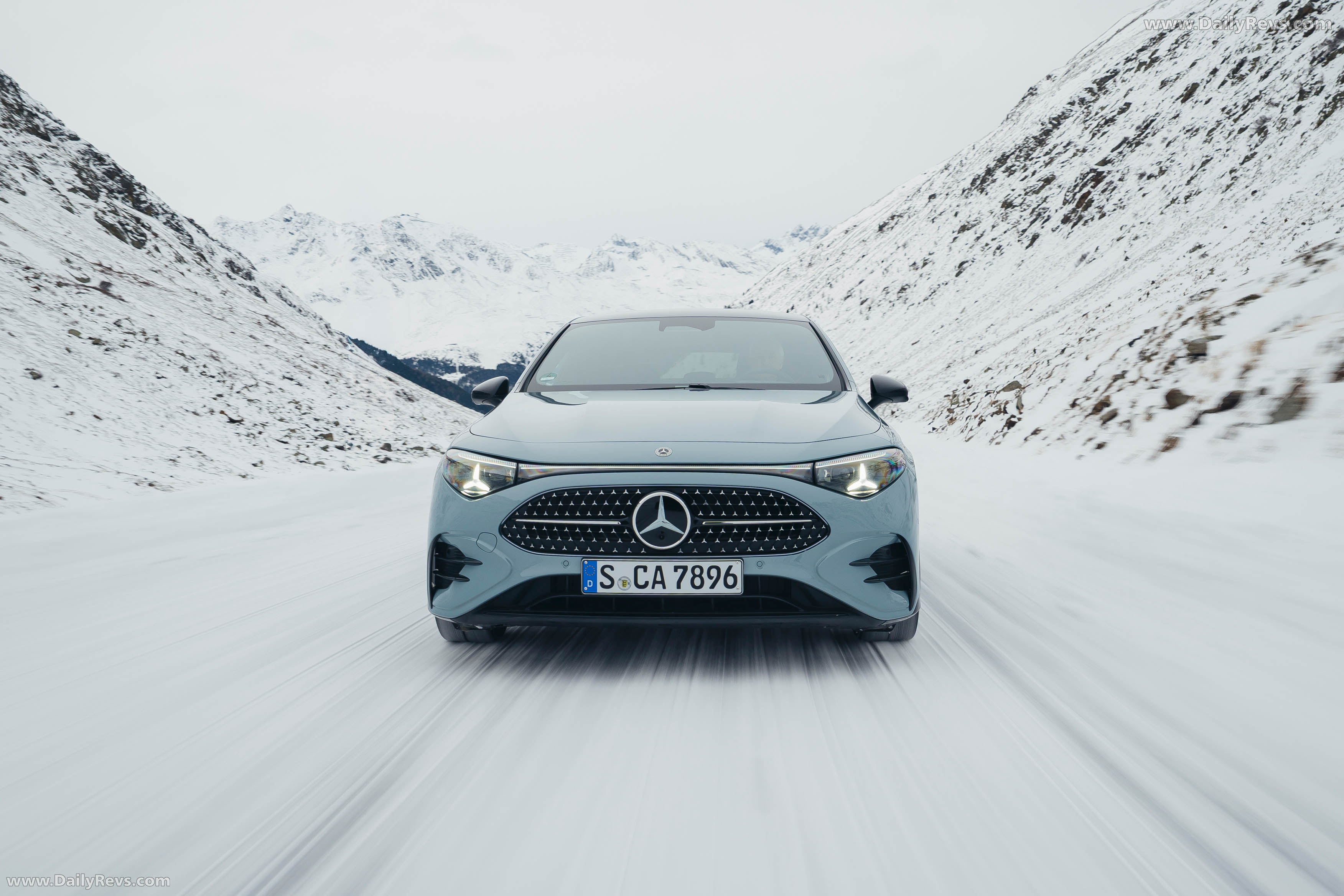 2026 Mercedes-Benz CLA EQ C118 Liquid Crystal Green: Next-Generation ...