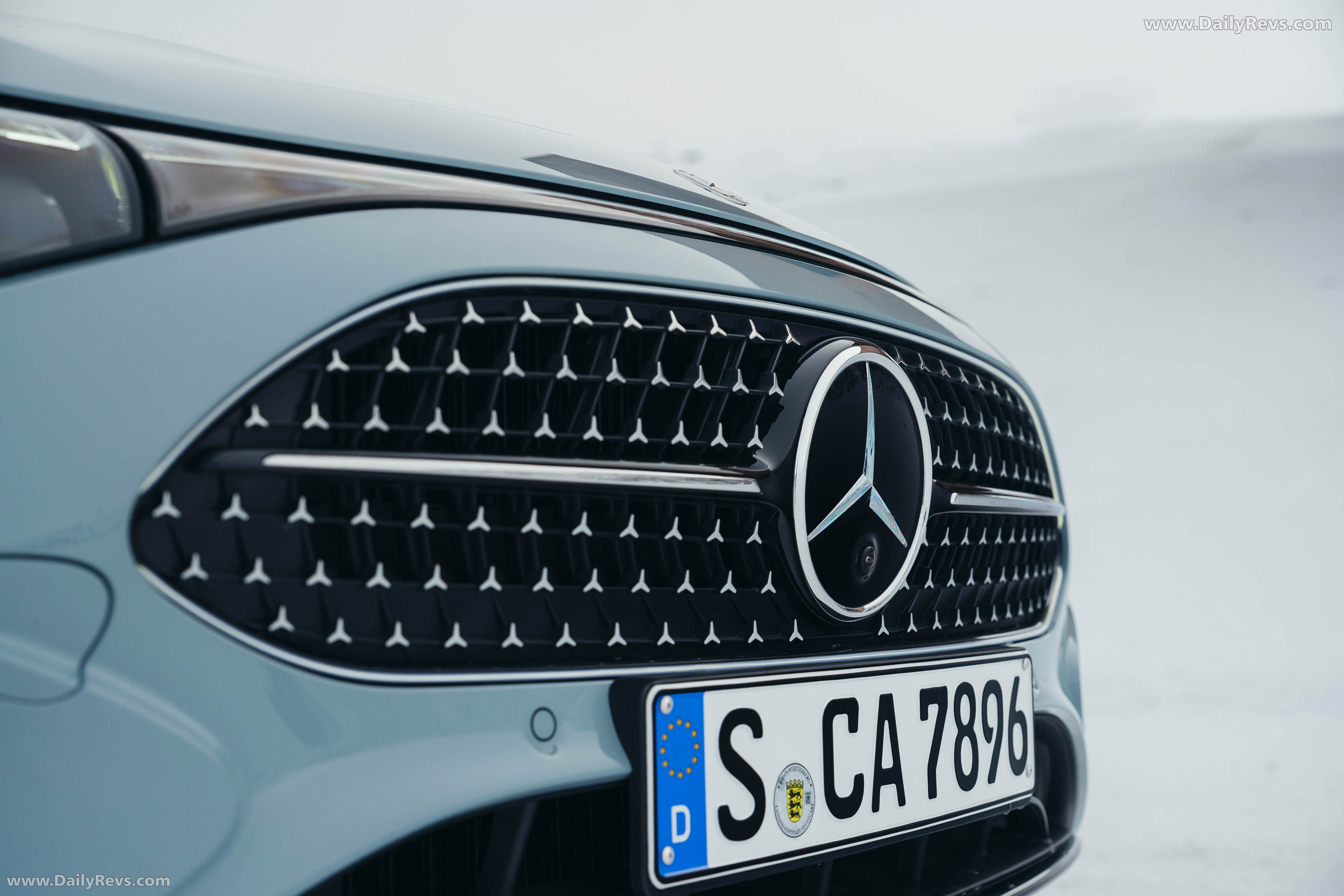 2026 Mercedes-Benz CLA EQ C118 Liquid Crystal Green: Next-Generation ...