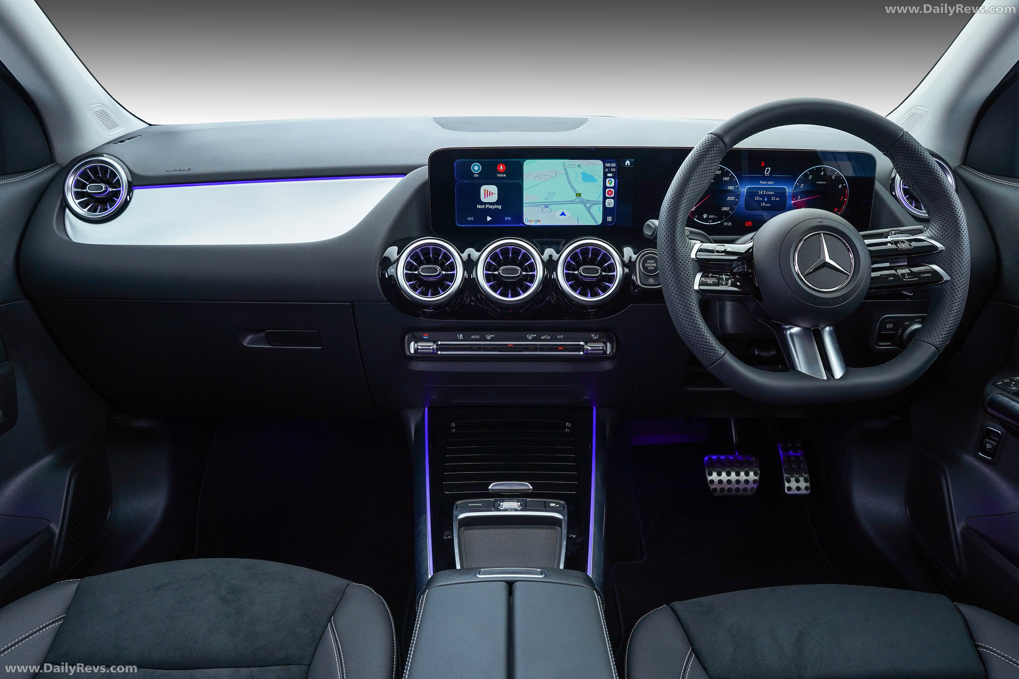 2025 Mercedes Benz GLA Night Edition Leans Into Contrast - DailyRevs