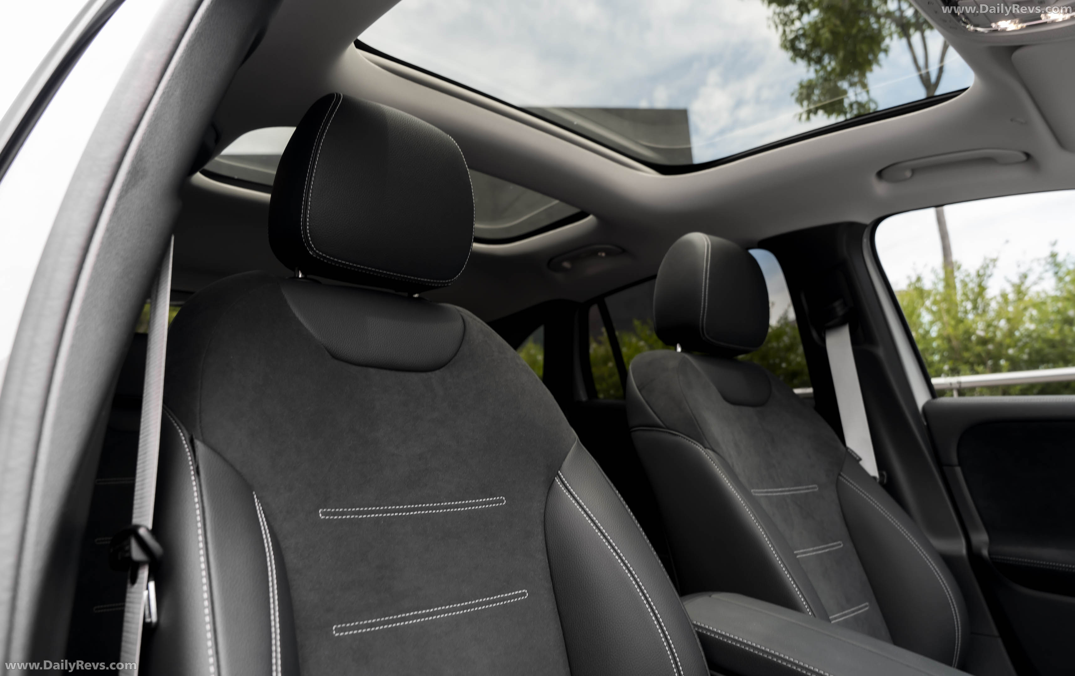 2025 Mercedes Benz GLA Night Edition Leans Into Contrast - DailyRevs