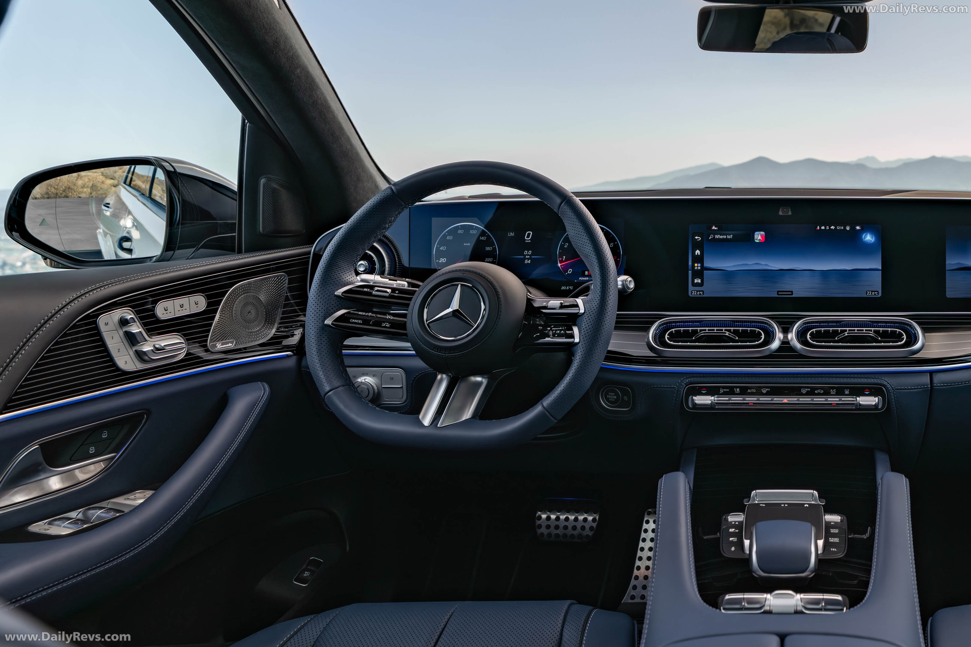 Mercedes-Benz GLE - Modern intelligence meets commanding performance.