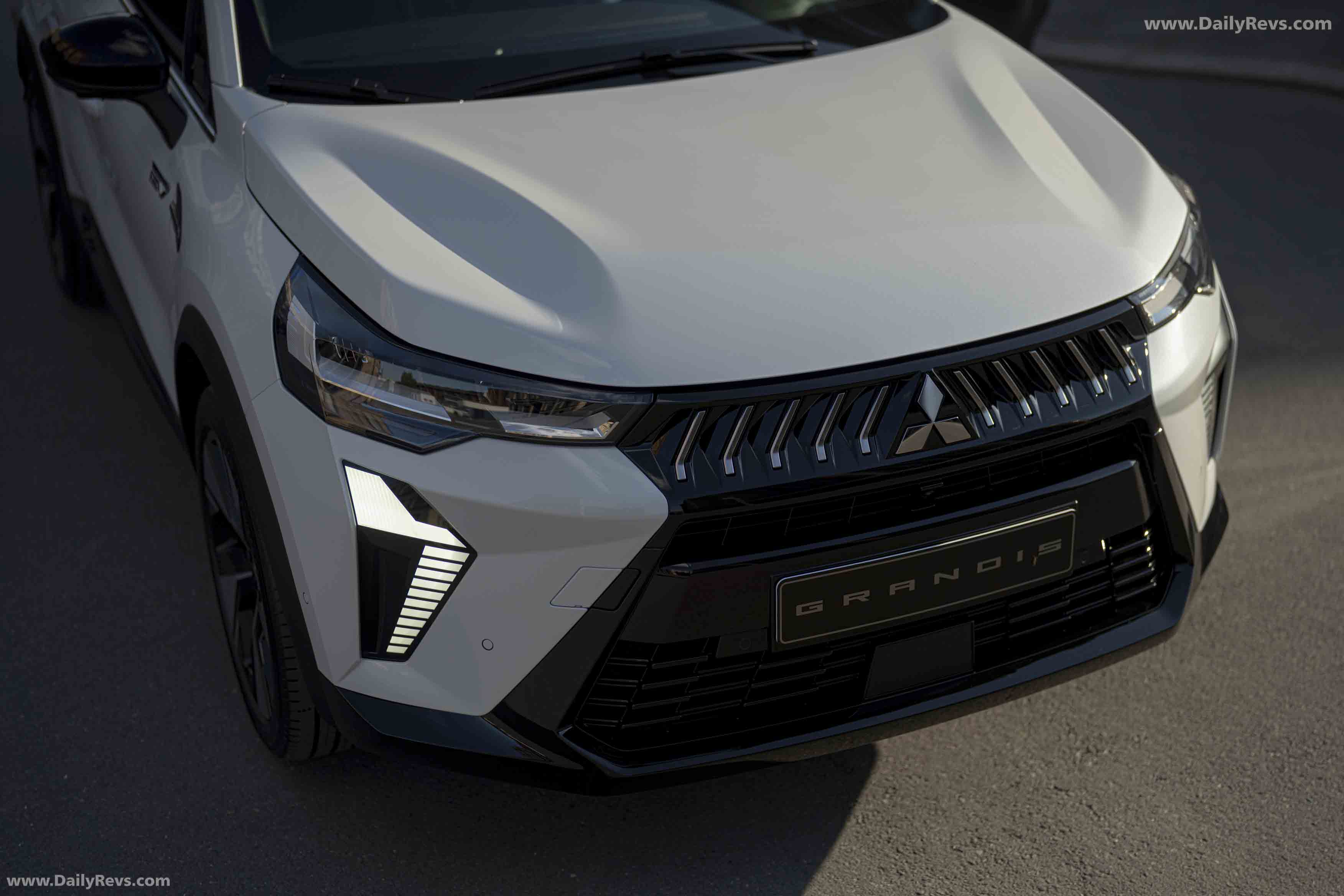2025 Mitsubishi Grandis - Smart Family SUV