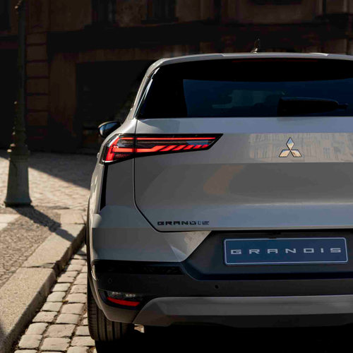 2025 Mitsubishi Grandis - Smart Family SUV