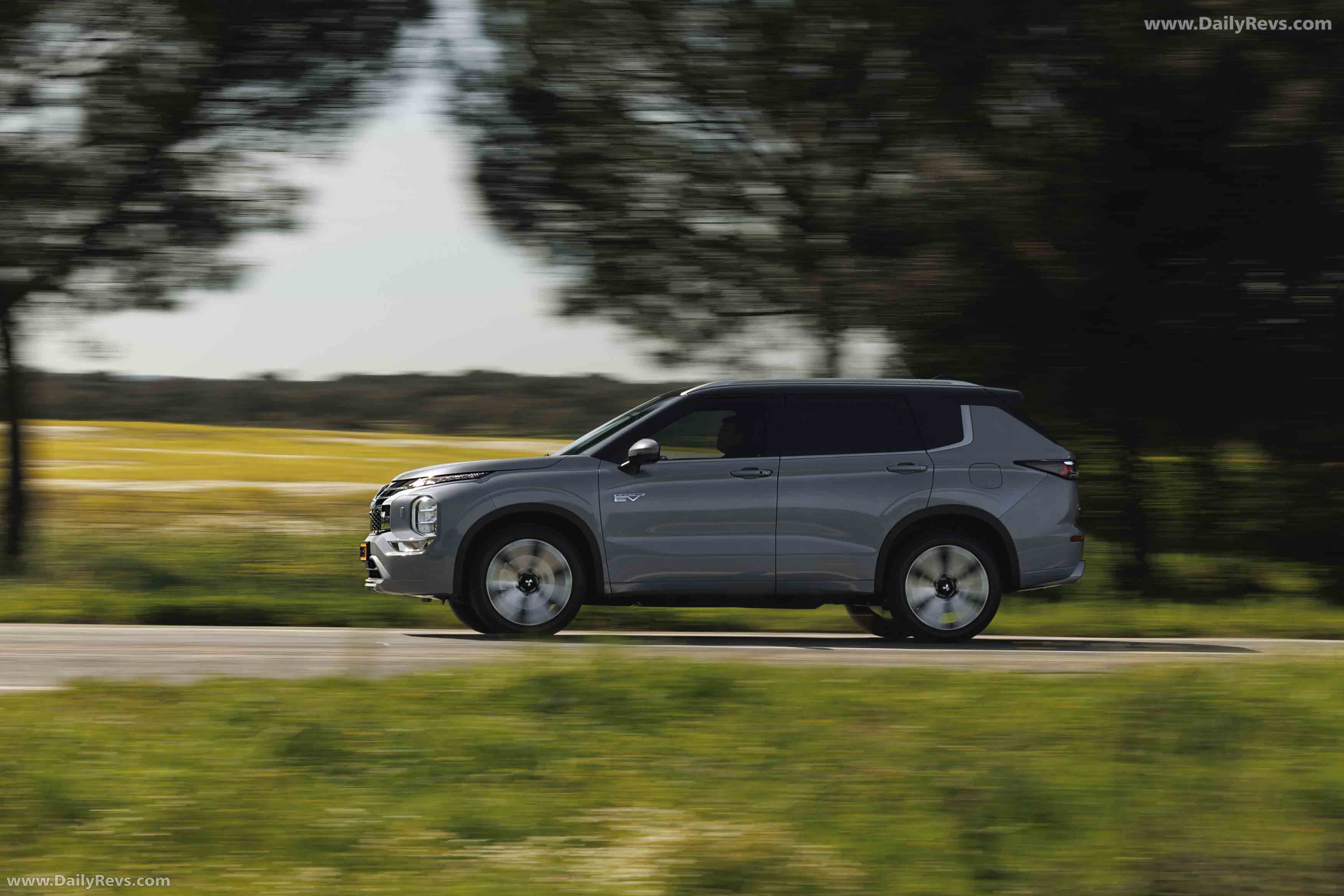 2025 Mitsubishi Outlander PHEV European Version - Mitsubishi Upgrades ...