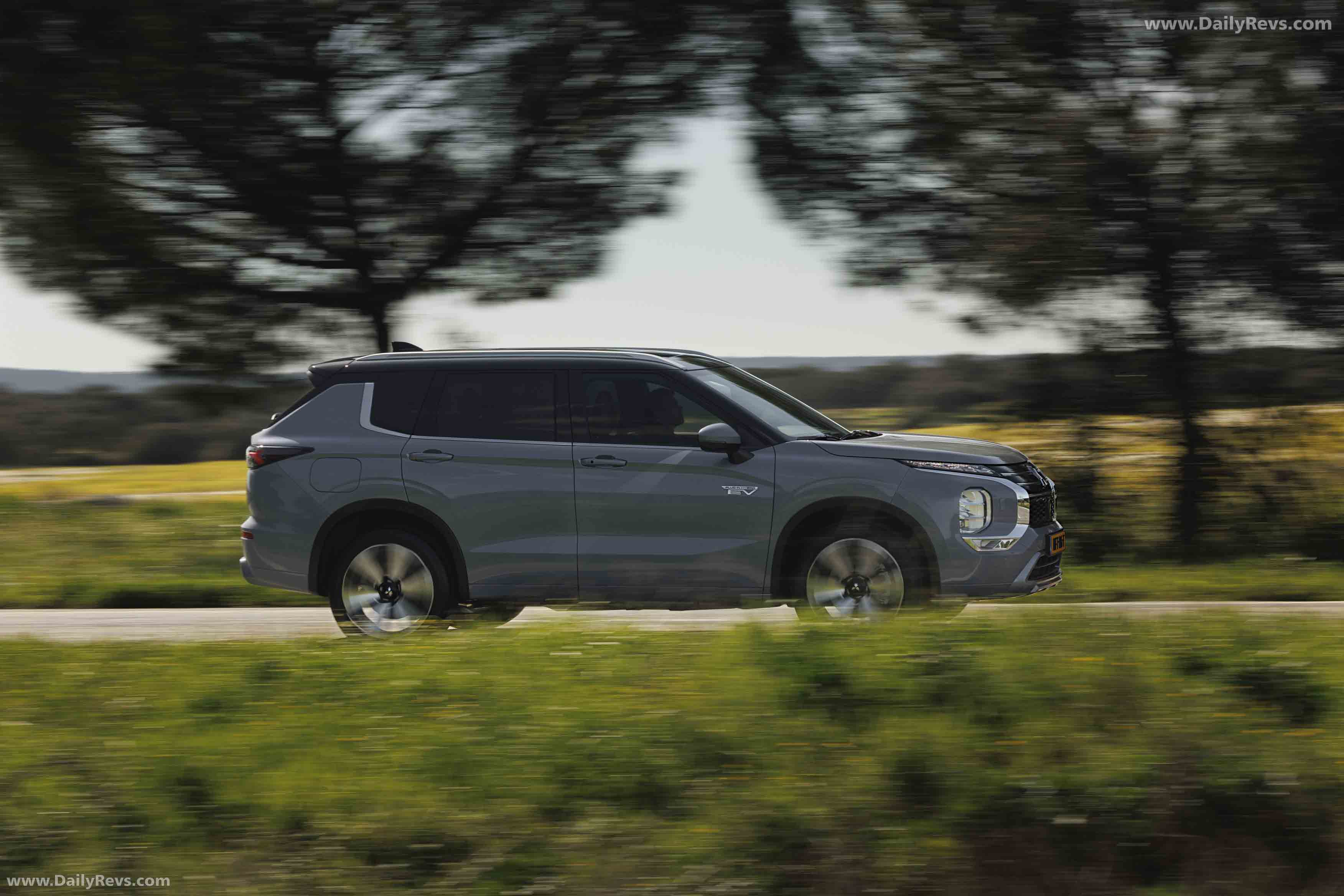 2025 Mitsubishi Outlander PHEV European Version - Mitsubishi Upgrades ...
