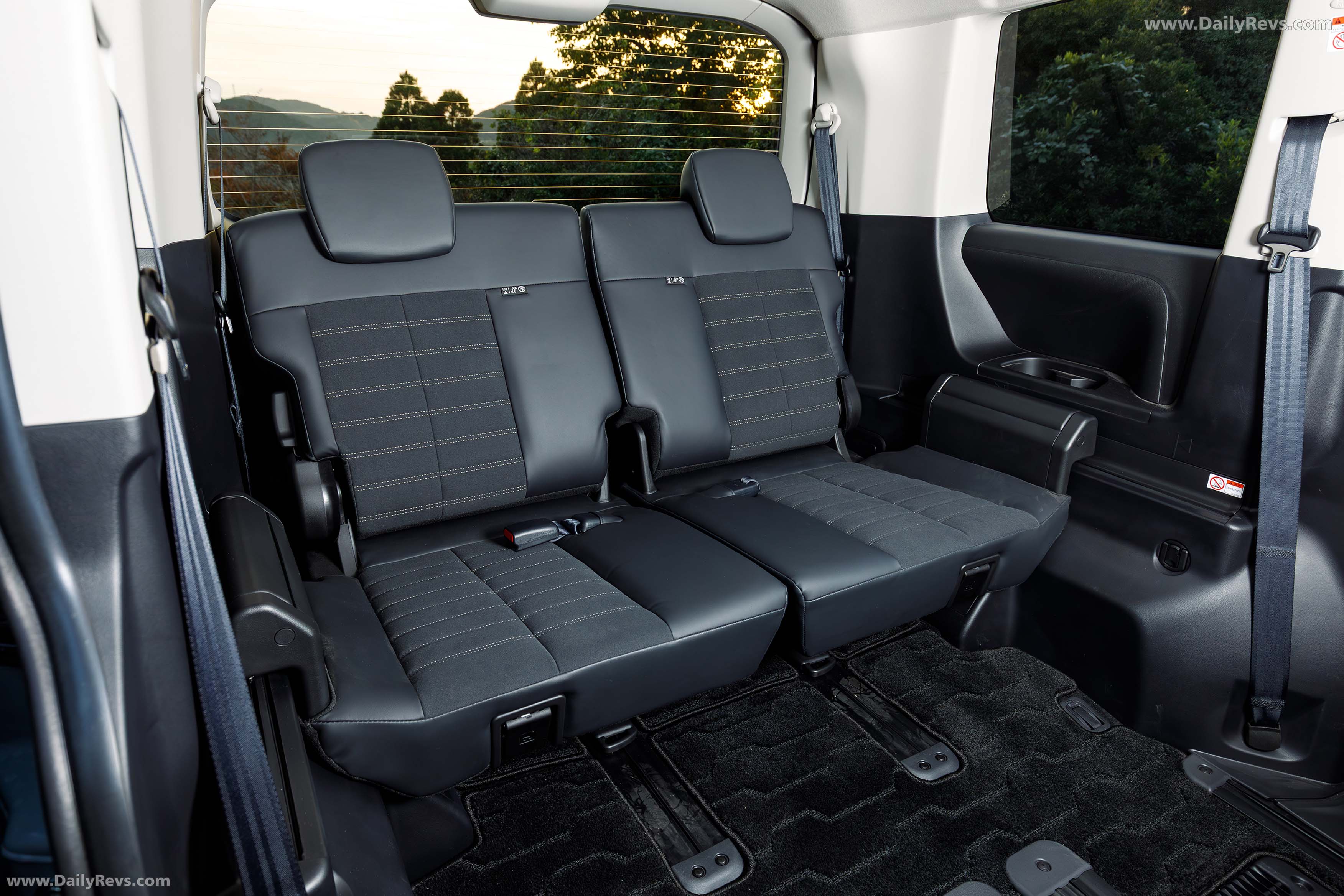 2026 Mitsubishi Delica D5: Enhanced Driving Performance Elevates the ...