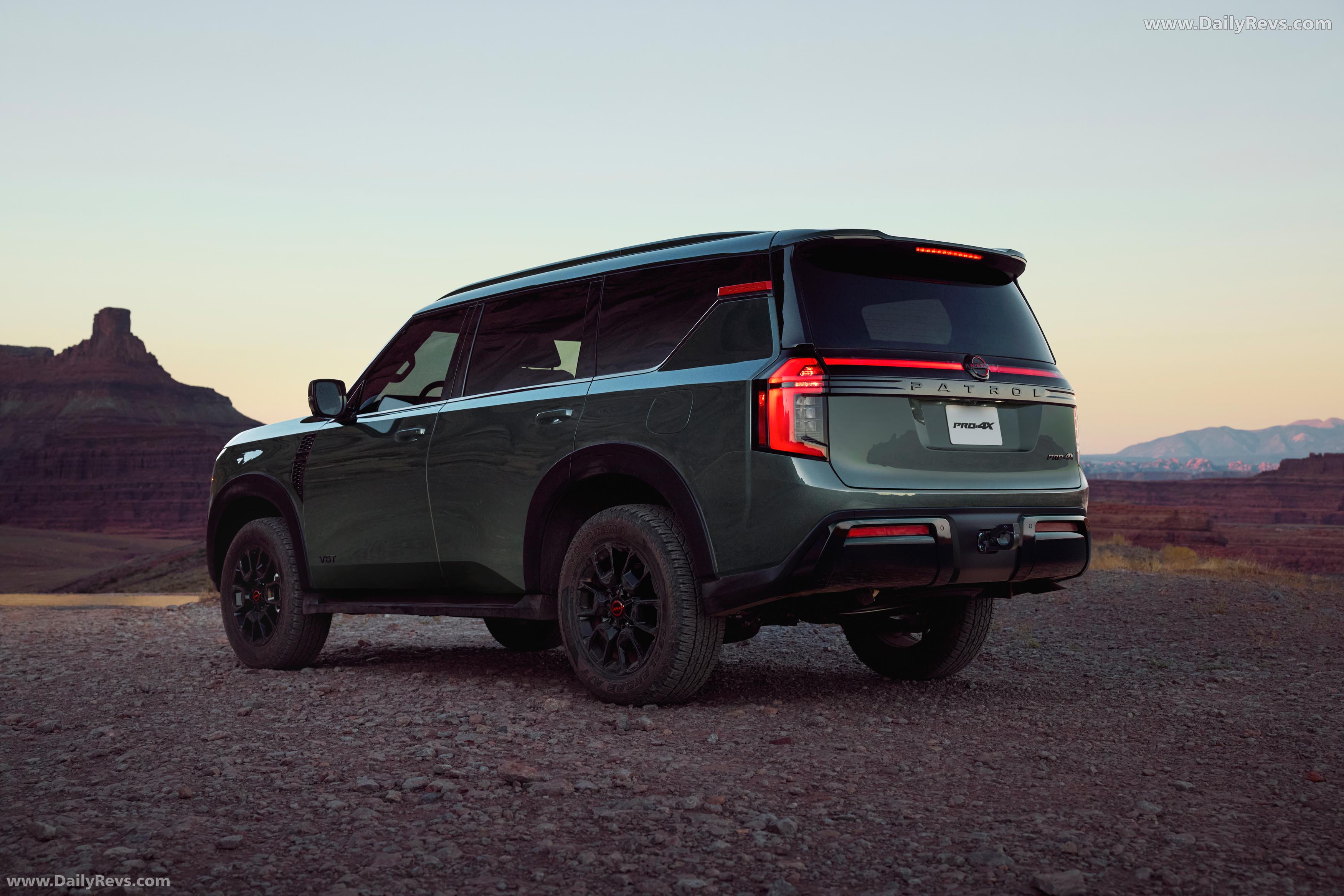 2026 Nissan Patrol PRO-4X: Rugged Off-Road Styling Meets Purpose-Built ...