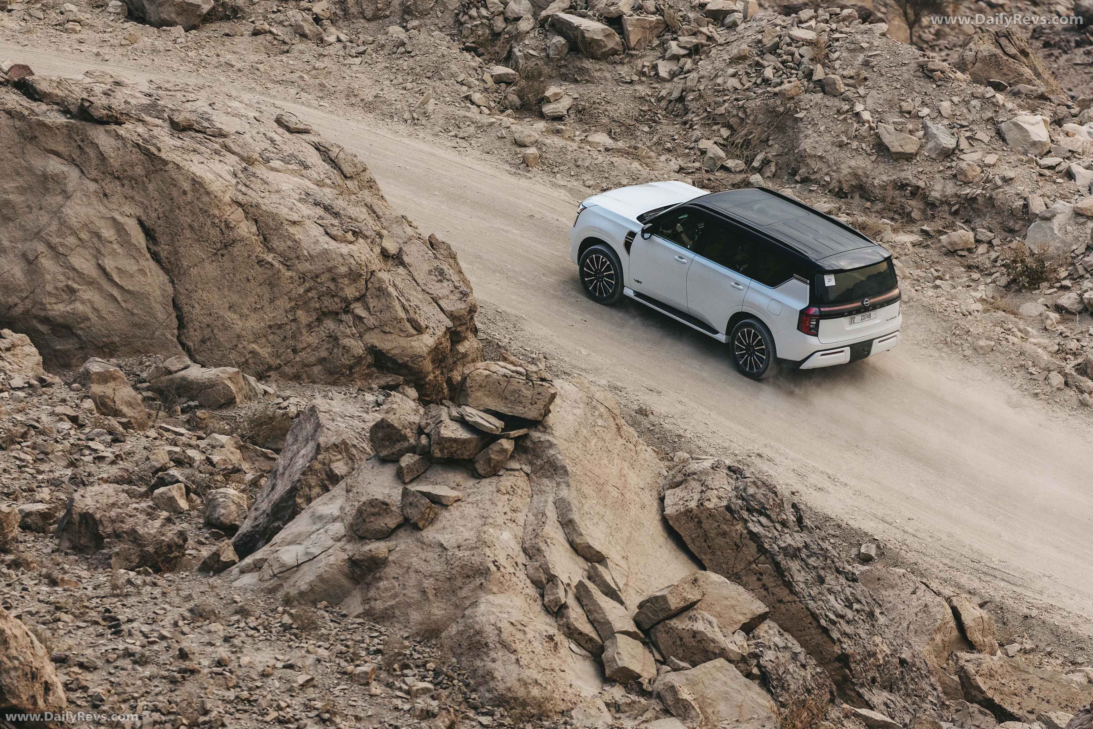2026 Nissan Patrol PRO-4X: Rugged Off-Road Styling Meets Purpose-Built ...