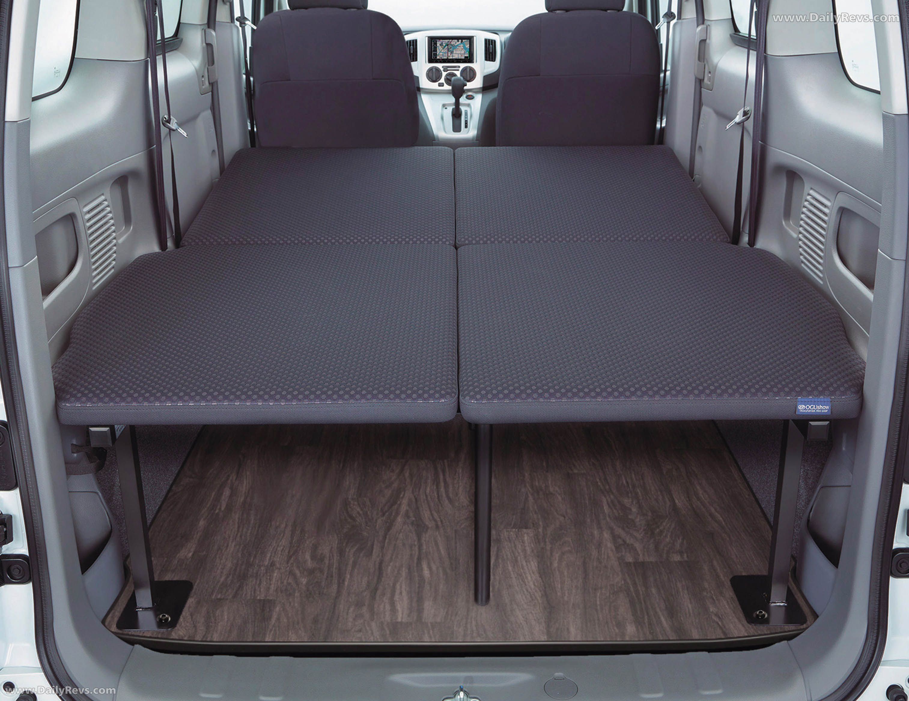 2025 Nissan NV200 Barnett: Spacious Commercial Van Designed for Maximum ...